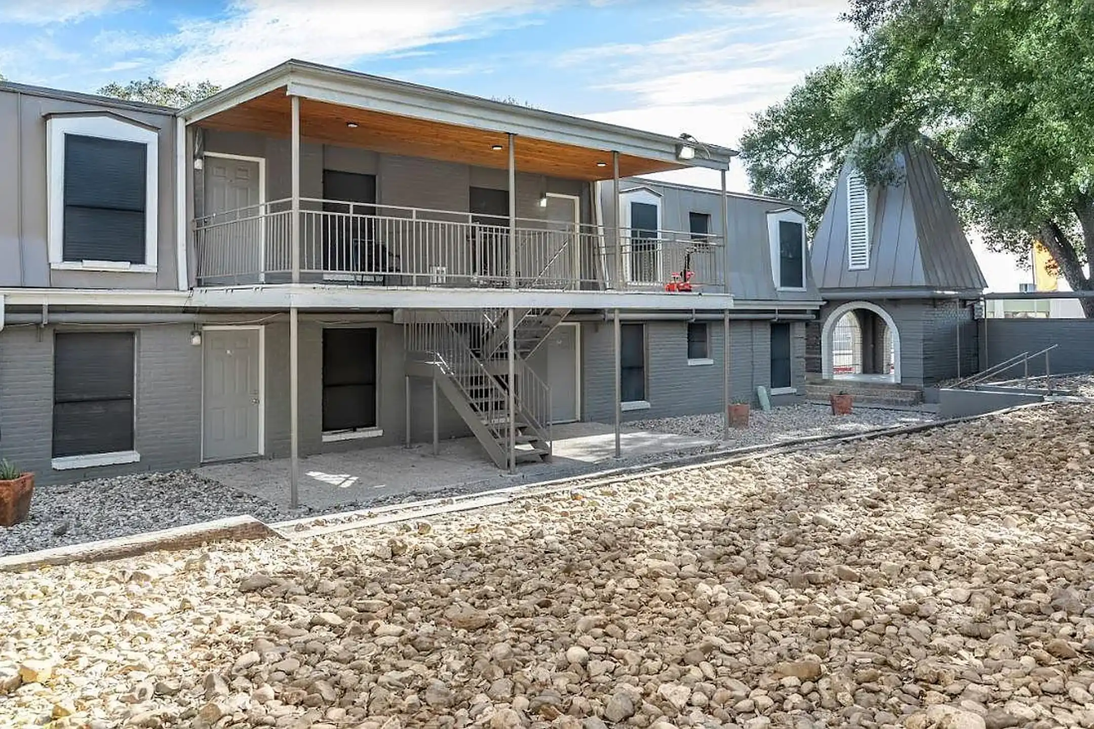 Morgan Manor Apartments - San Antonio, TX 78229 | ApartmentGuide.com