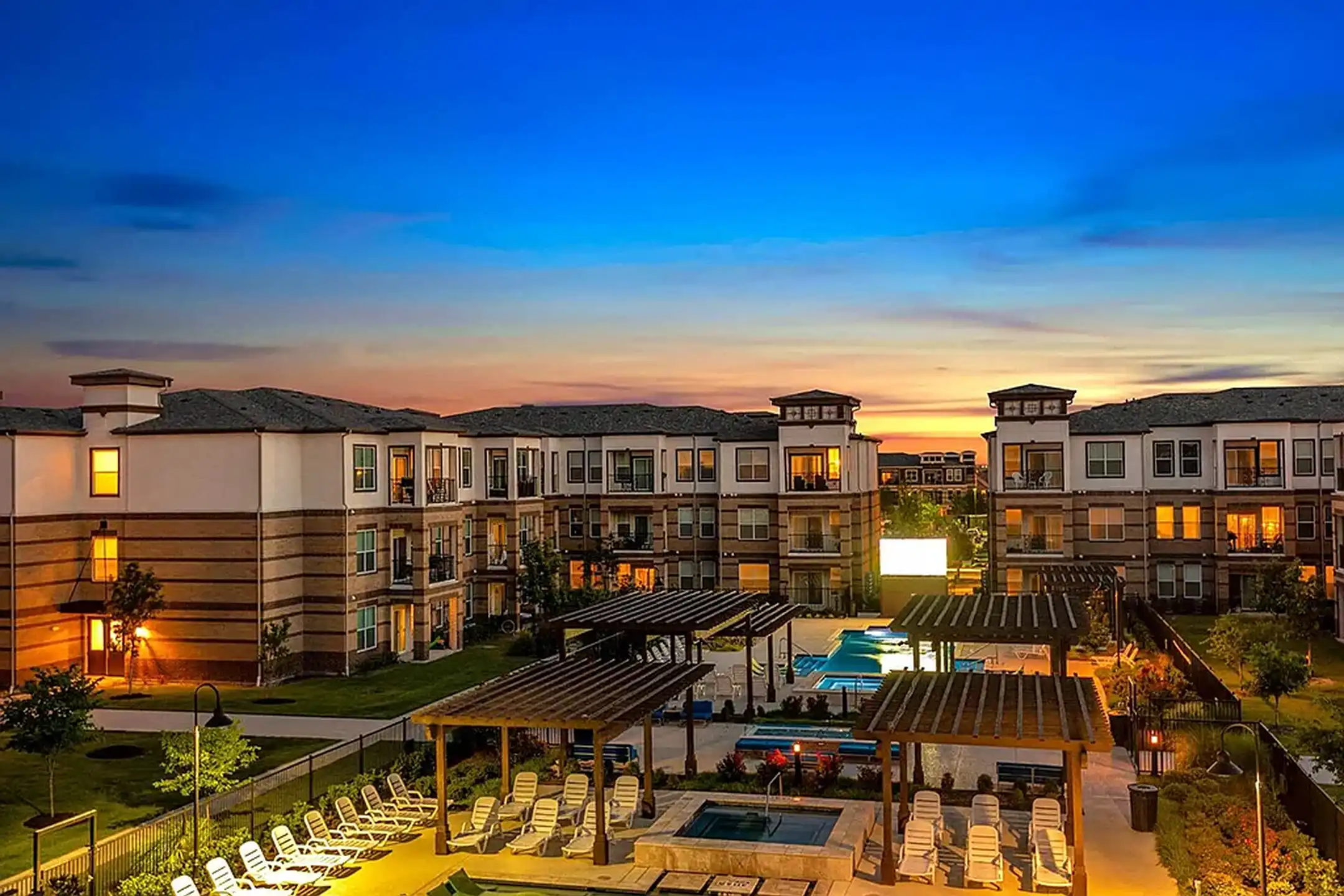 McKinney Square Apartments - McKinney, TX 75070 | ApartmentGuide.com