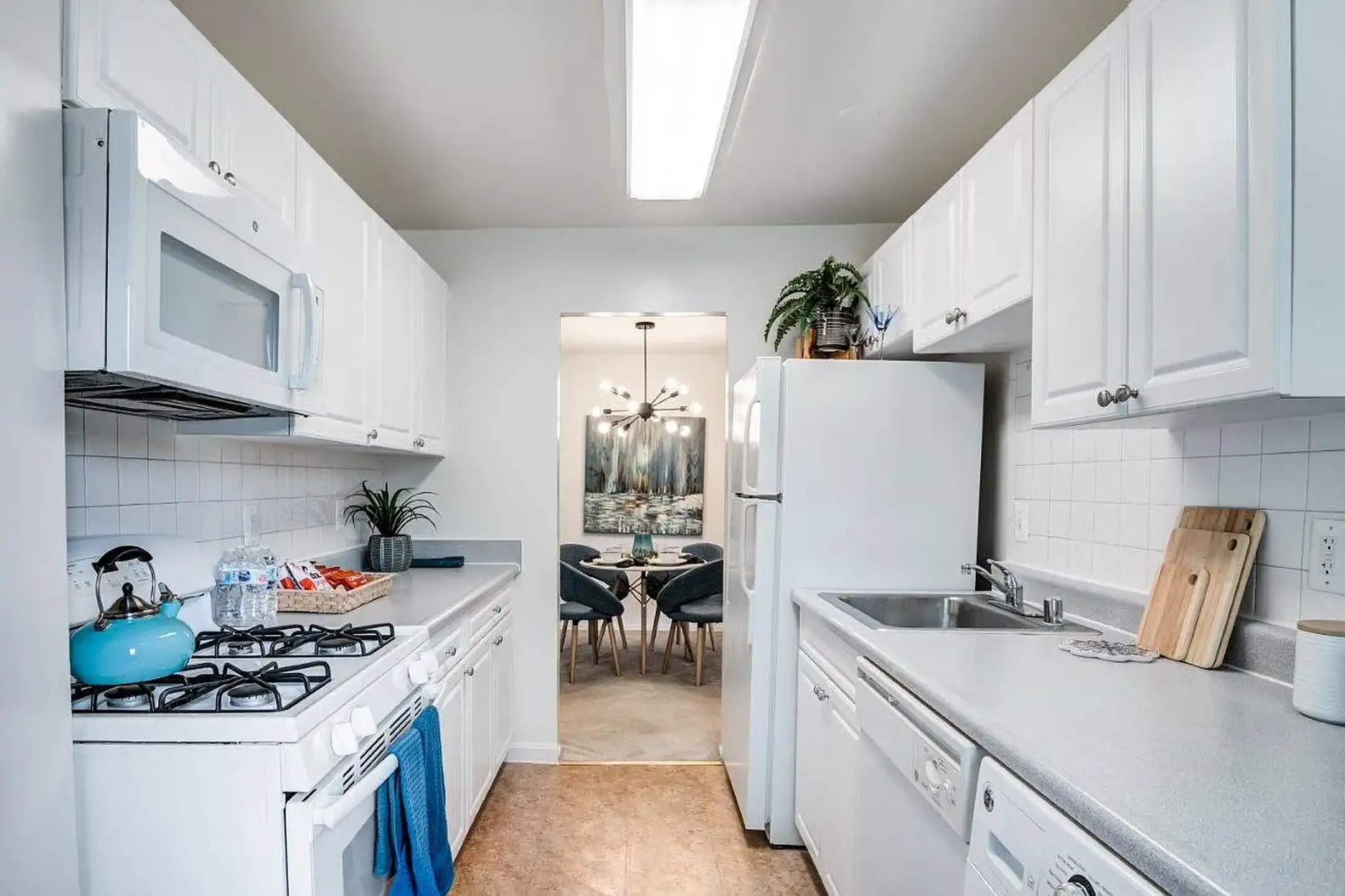 Stoneridge at Mark Center Apartment Homes - Alexandria, VA 22311 ...