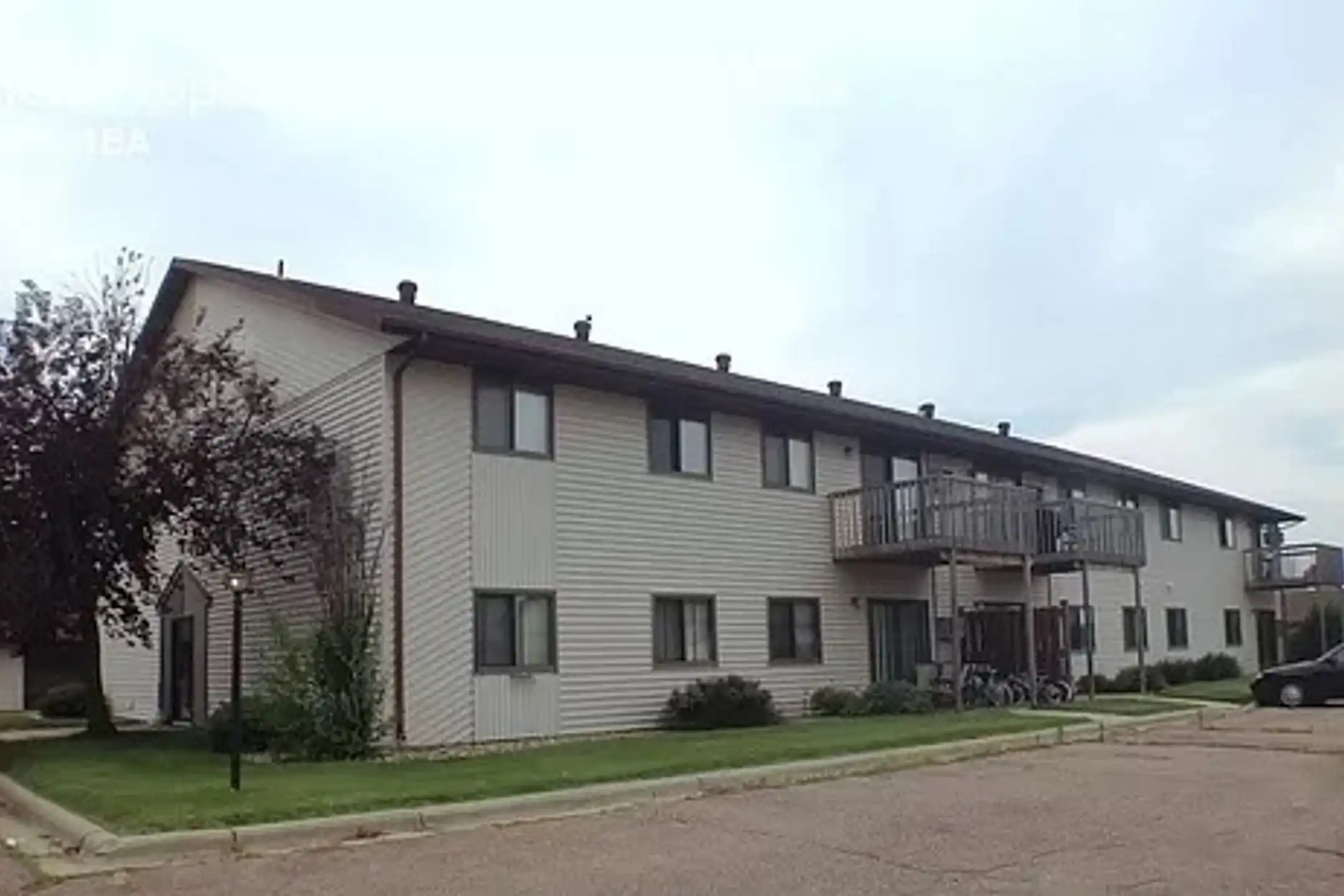 1320 Keystone Dr unit #02 - Brandon, SD 57005 | ApartmentGuide.com
