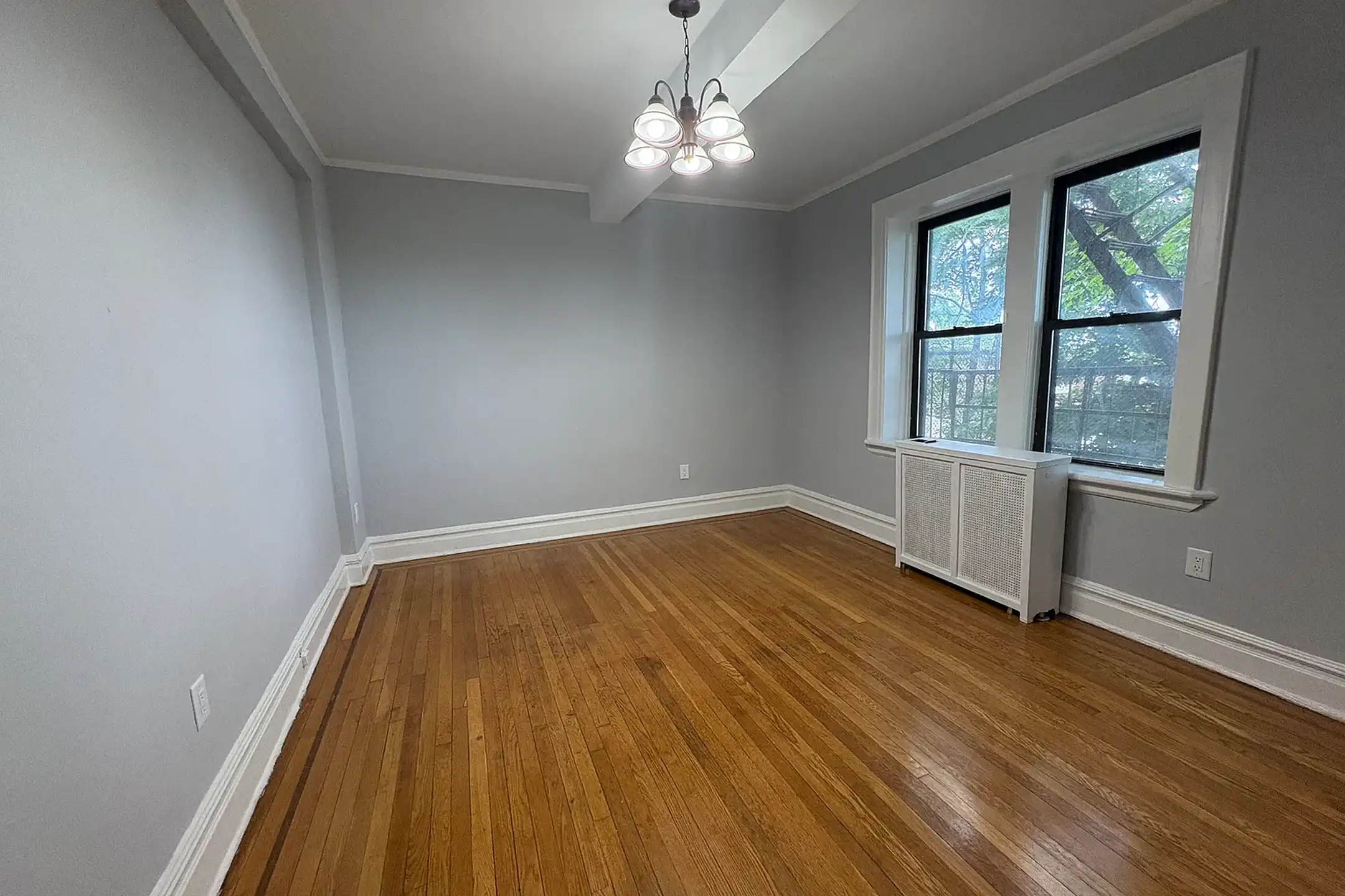 583 MT. Prospect Gardens - Newark, NJ 07104 | ApartmentGuide.com