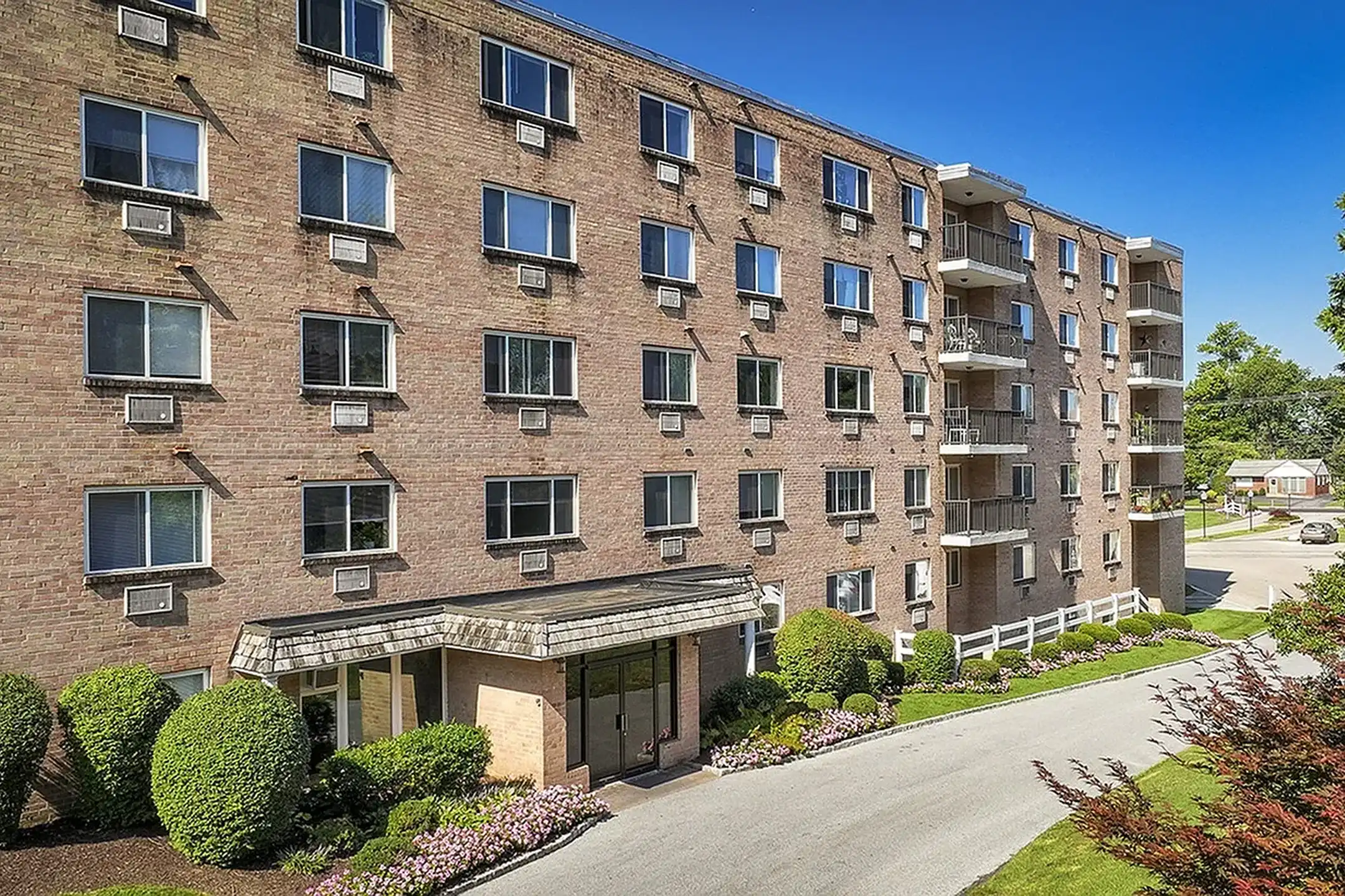 Norriton East Apartments - East Norriton, PA 19401 | ApartmentGuide.com