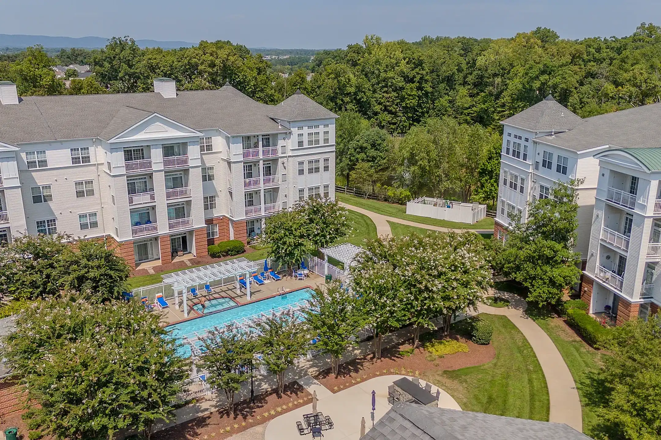 The Marque - Gainesville, VA 20155 | ApartmentGuide.com