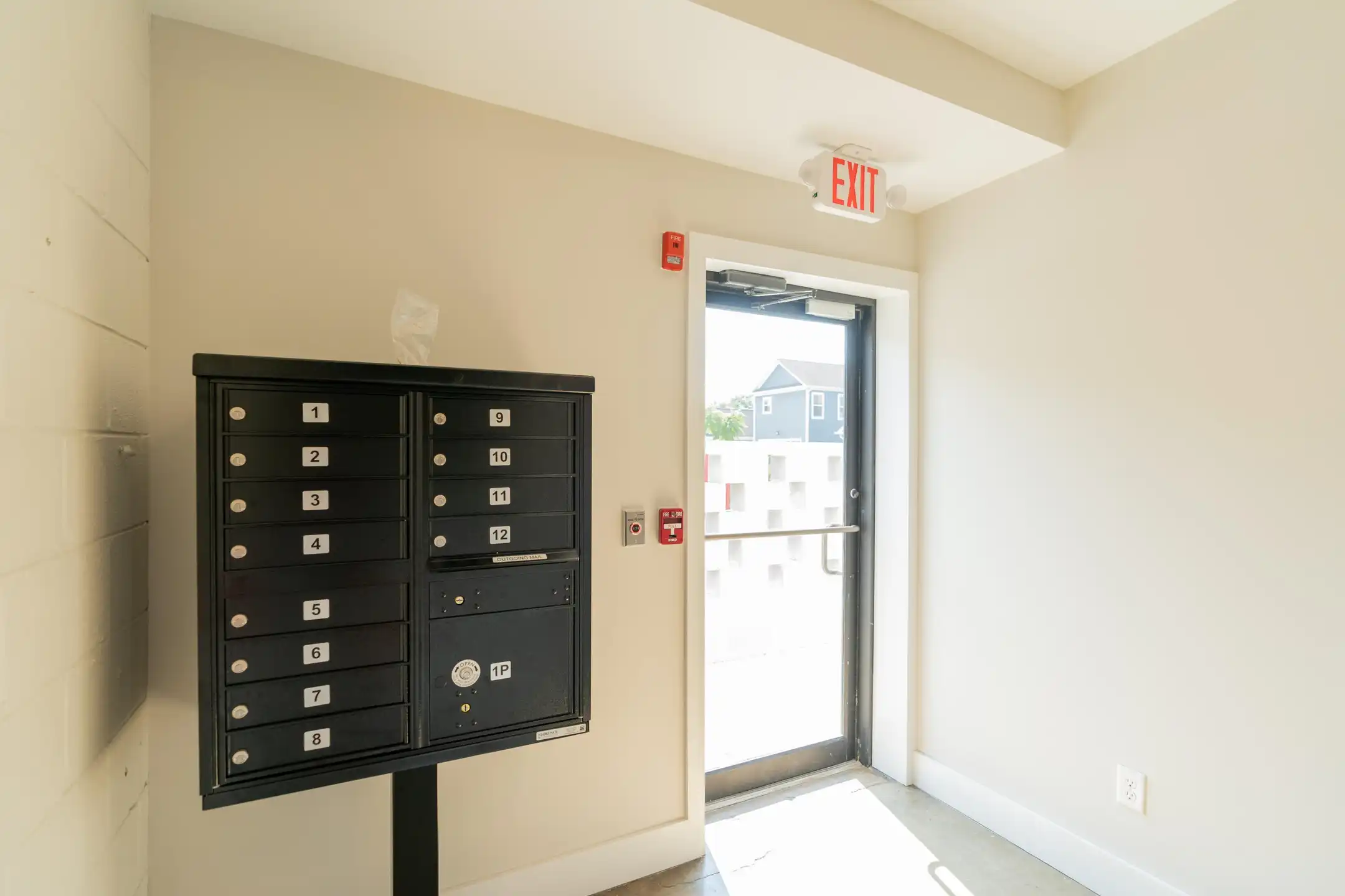 614 E Main St - Chattanooga, TN 37408 | ApartmentGuide.com
