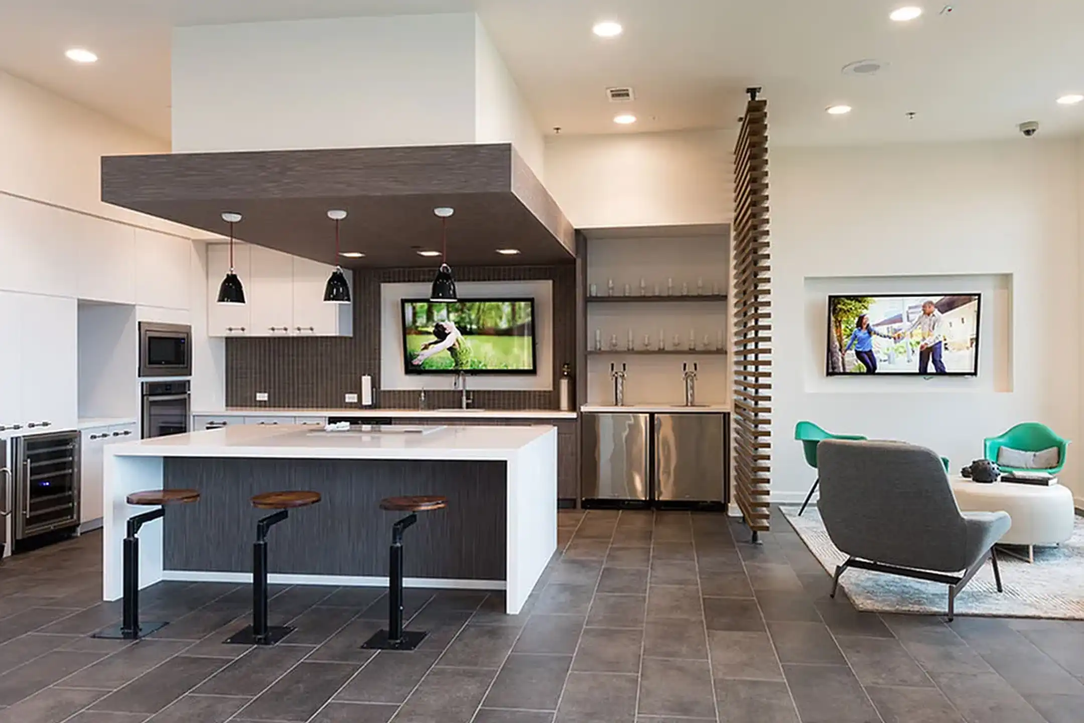 AMLI Frisco Crossing - Frisco, TX 75034 | ApartmentGuide.com