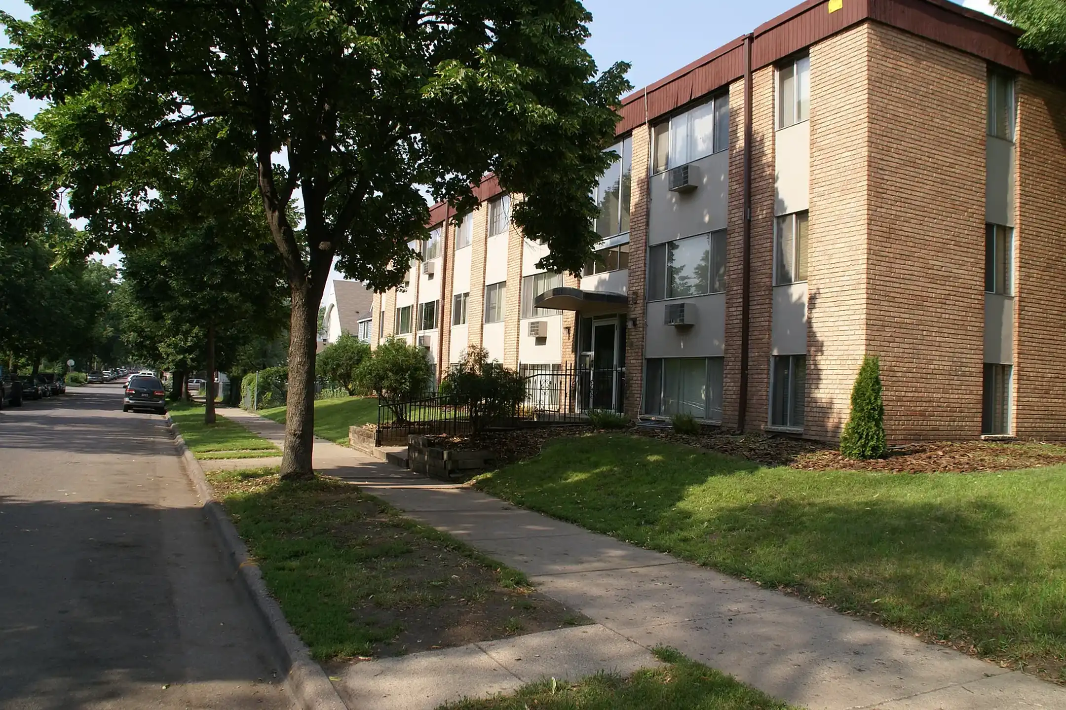 Powderhorn Park Apartments - Minneapolis, MN 55407 | ApartmentGuide.com