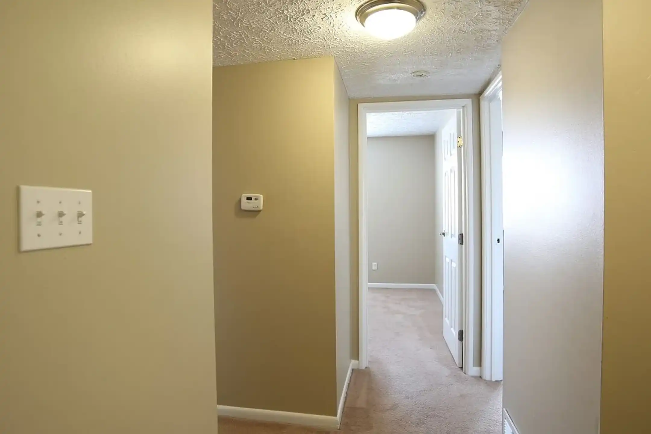 Stadium View Apartments - Columbus, OH 43212 | ApartmentGuide.com