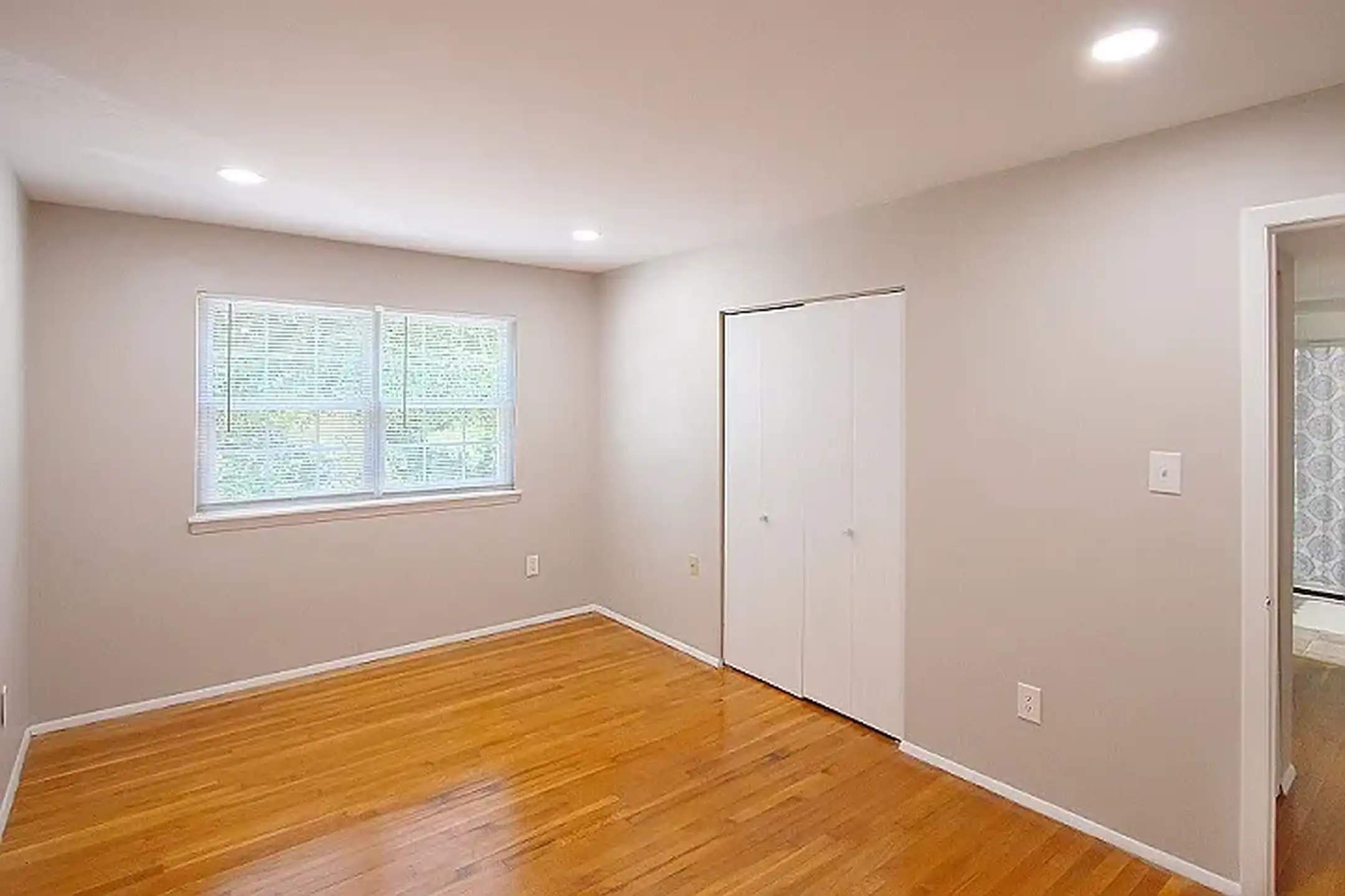 John Abbitt Apartments - Hampton, VA 23661 | ApartmentGuide.com