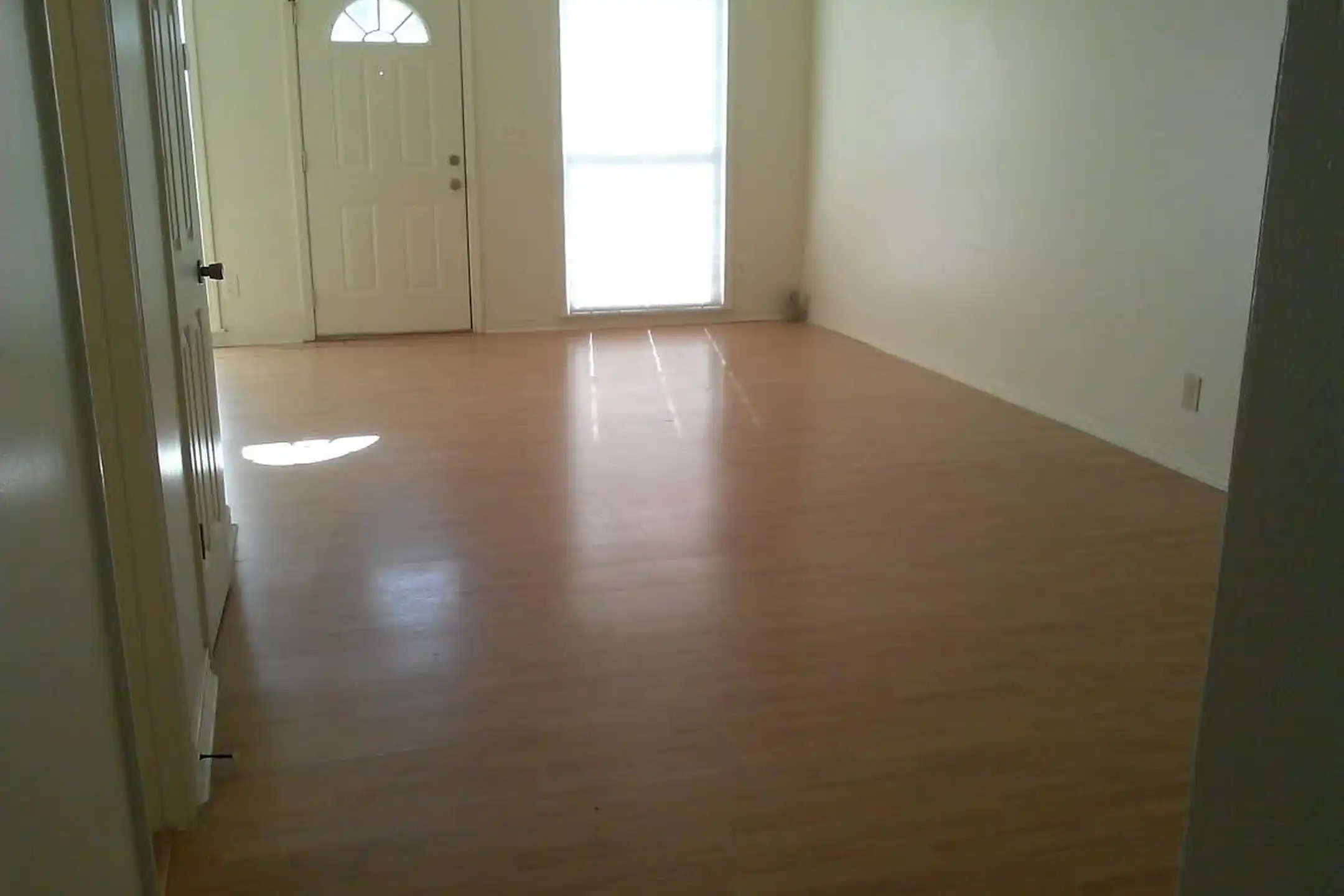 193 Old Mayhew Rd unit 101 - Starkville, MS 39759 | ApartmentGuide.com