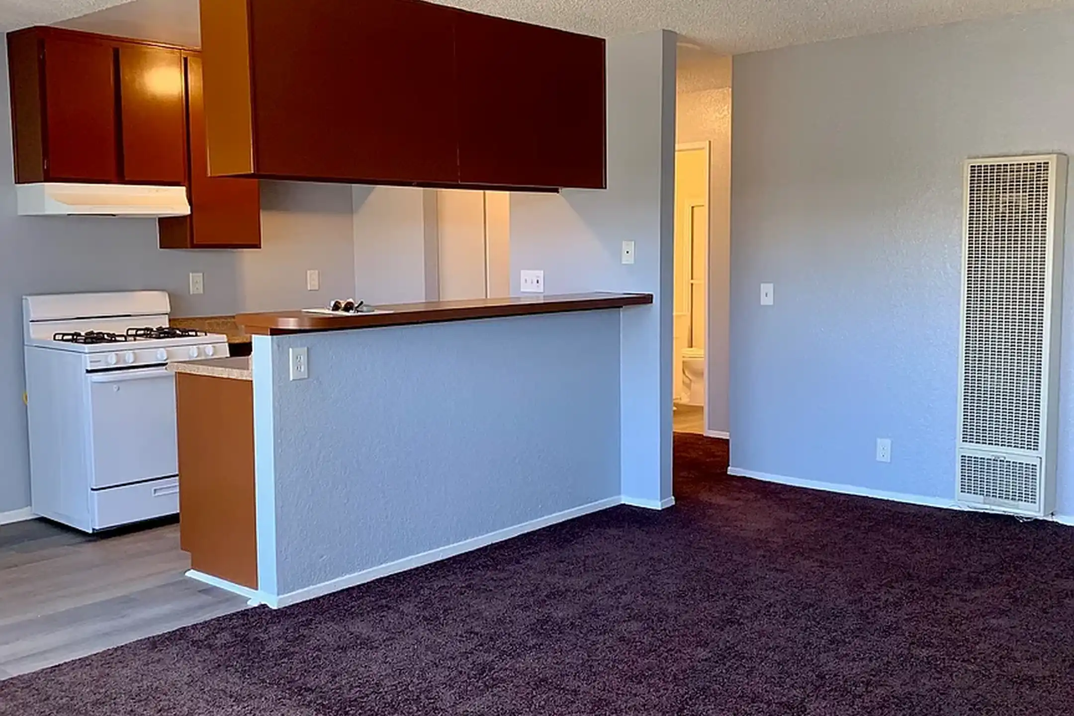 Shadow Park Apartments - Palmdale, CA 93550 | ApartmentGuide.com