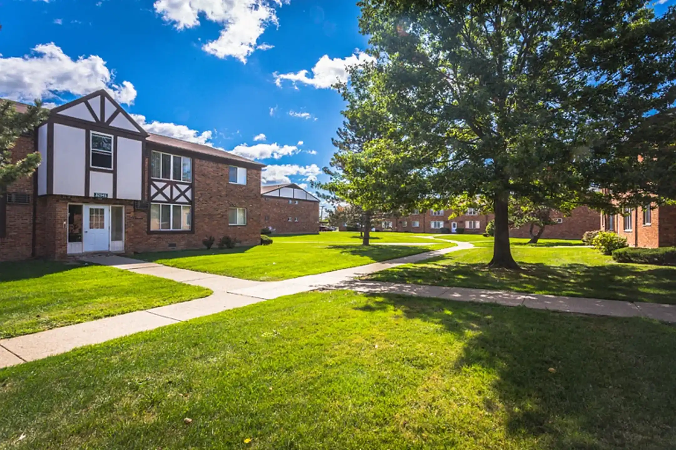 Cool Lexington Village Apartments Madison Heights Gallery