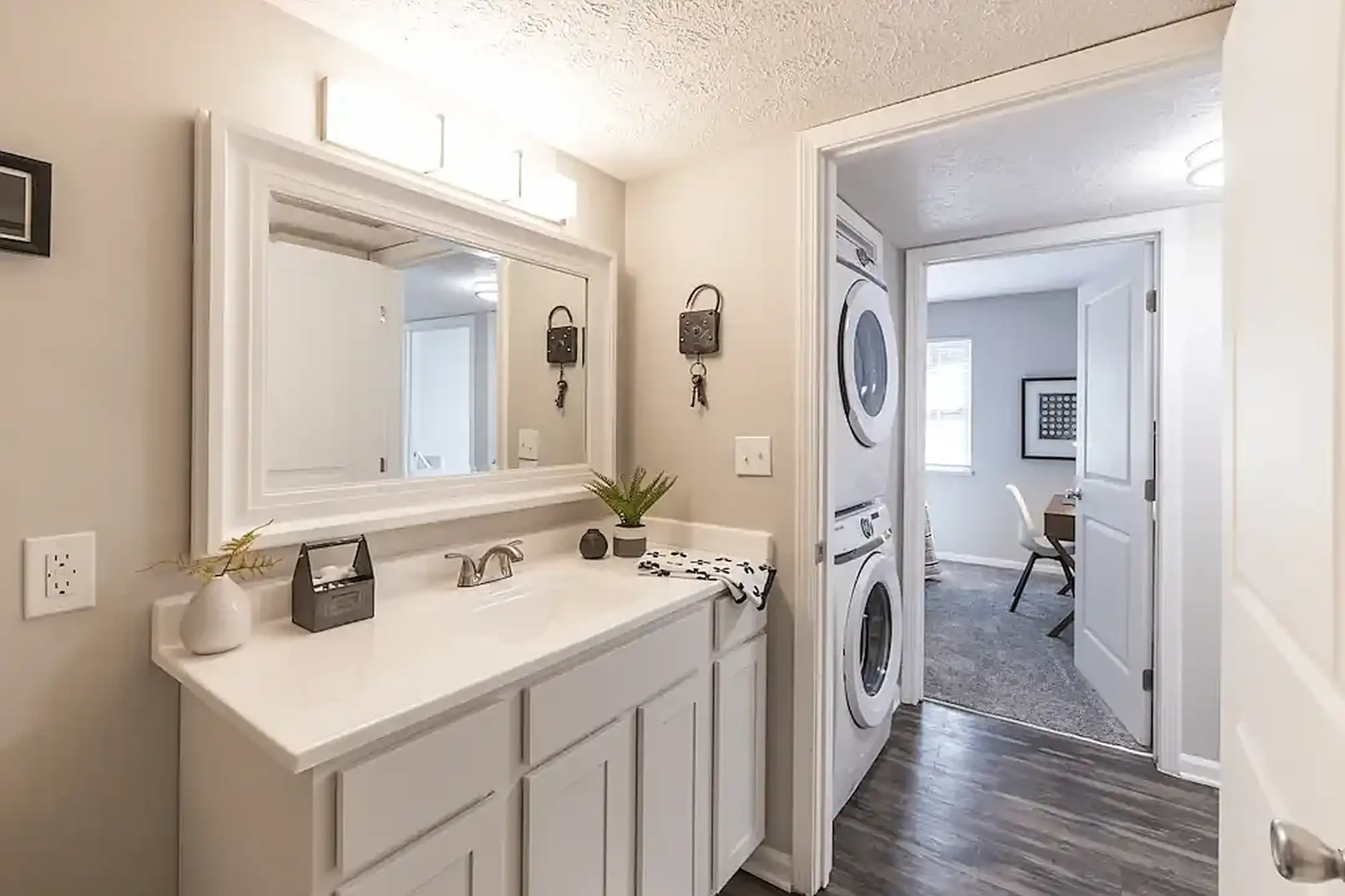 Community Place Apartments - Indianapolis, IN 46227 | ApartmentGuide.com