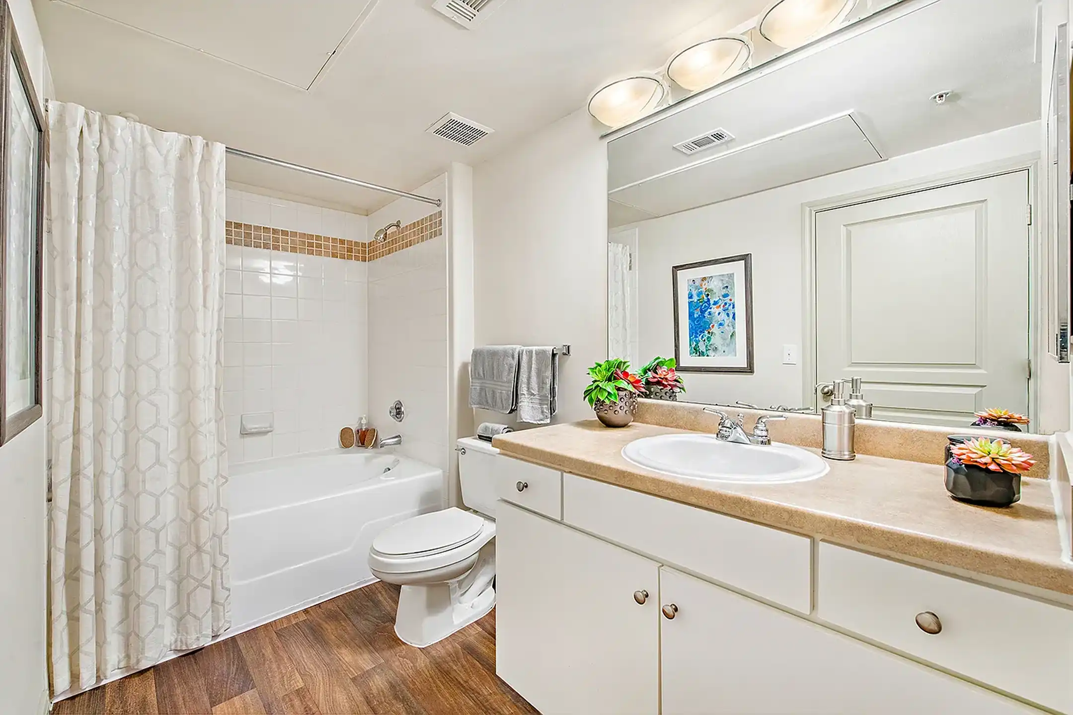 MAA Fall Creek - Humble, TX 77396 | ApartmentGuide.com