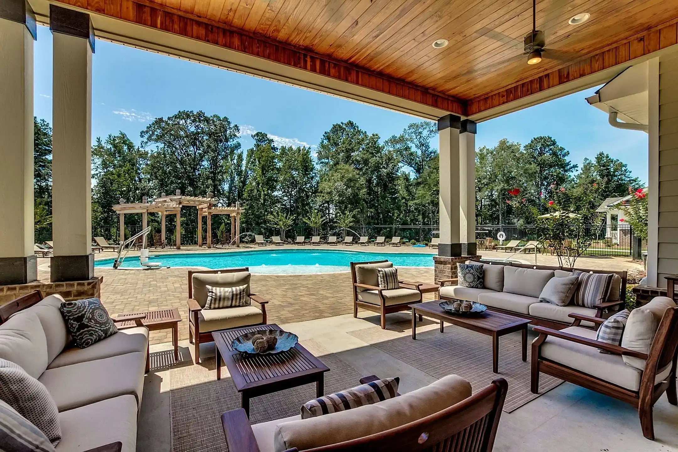 Beacon Place-Tuscaloosa - Tuscaloosa, AL 35405 | ApartmentGuide.com