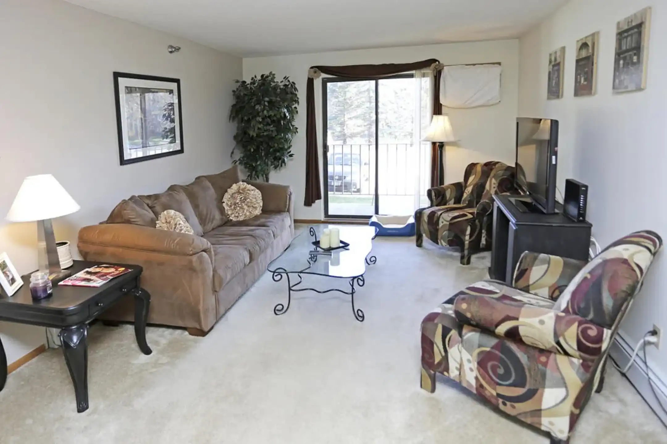 Brier Creek - Minnetonka, MN 55305 | ApartmentGuide.com