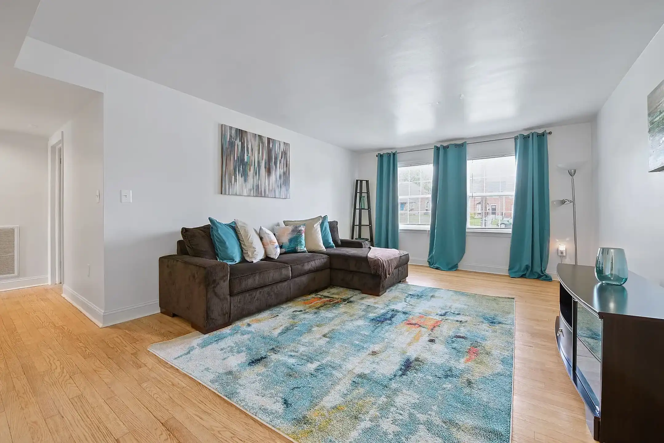 Loch Raven Village Apartments - Towson, MD 21286 | ApartmentGuide.com