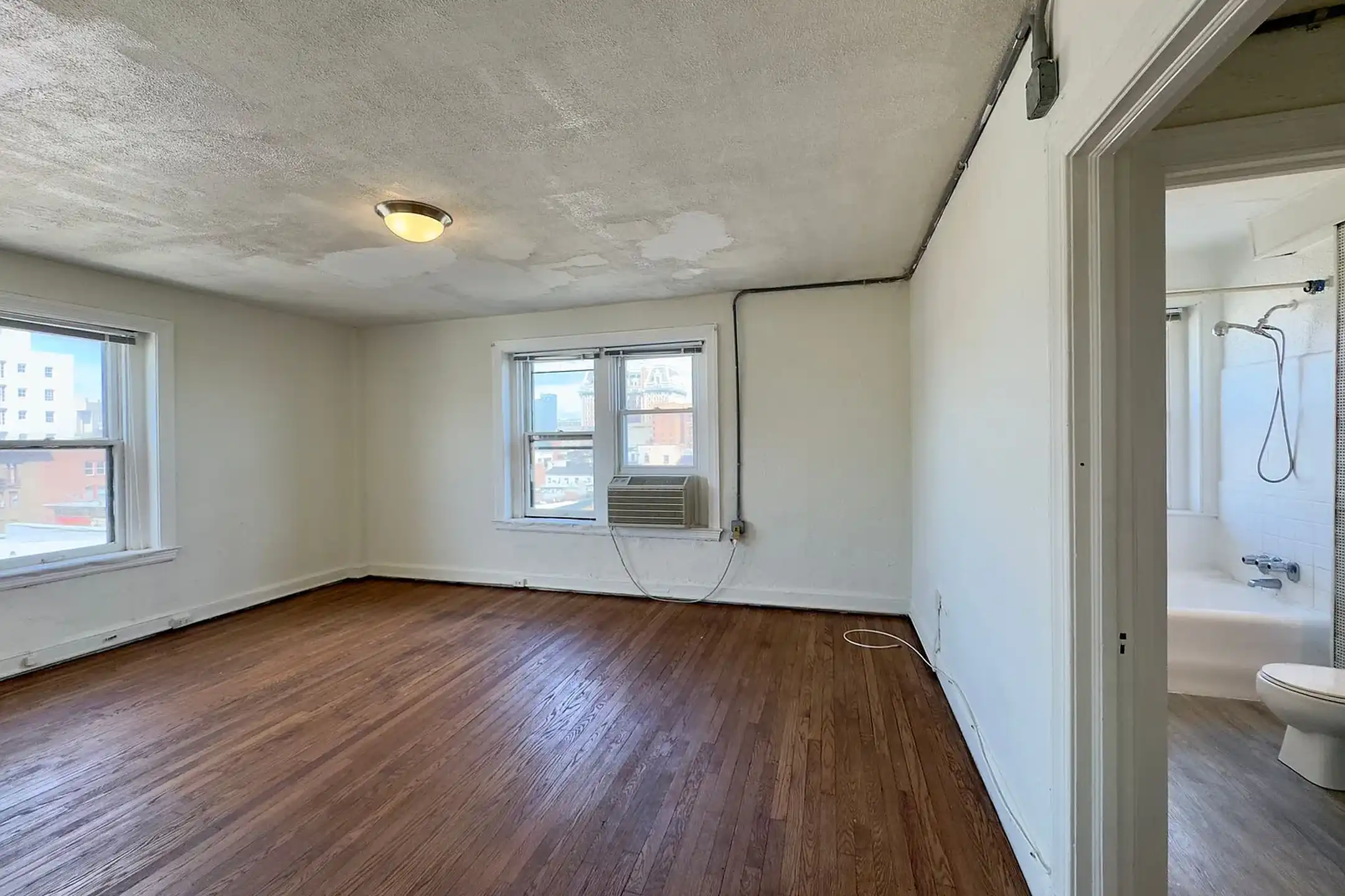 St Paul St 817 - Baltimore, MD 21202 | ApartmentGuide.com