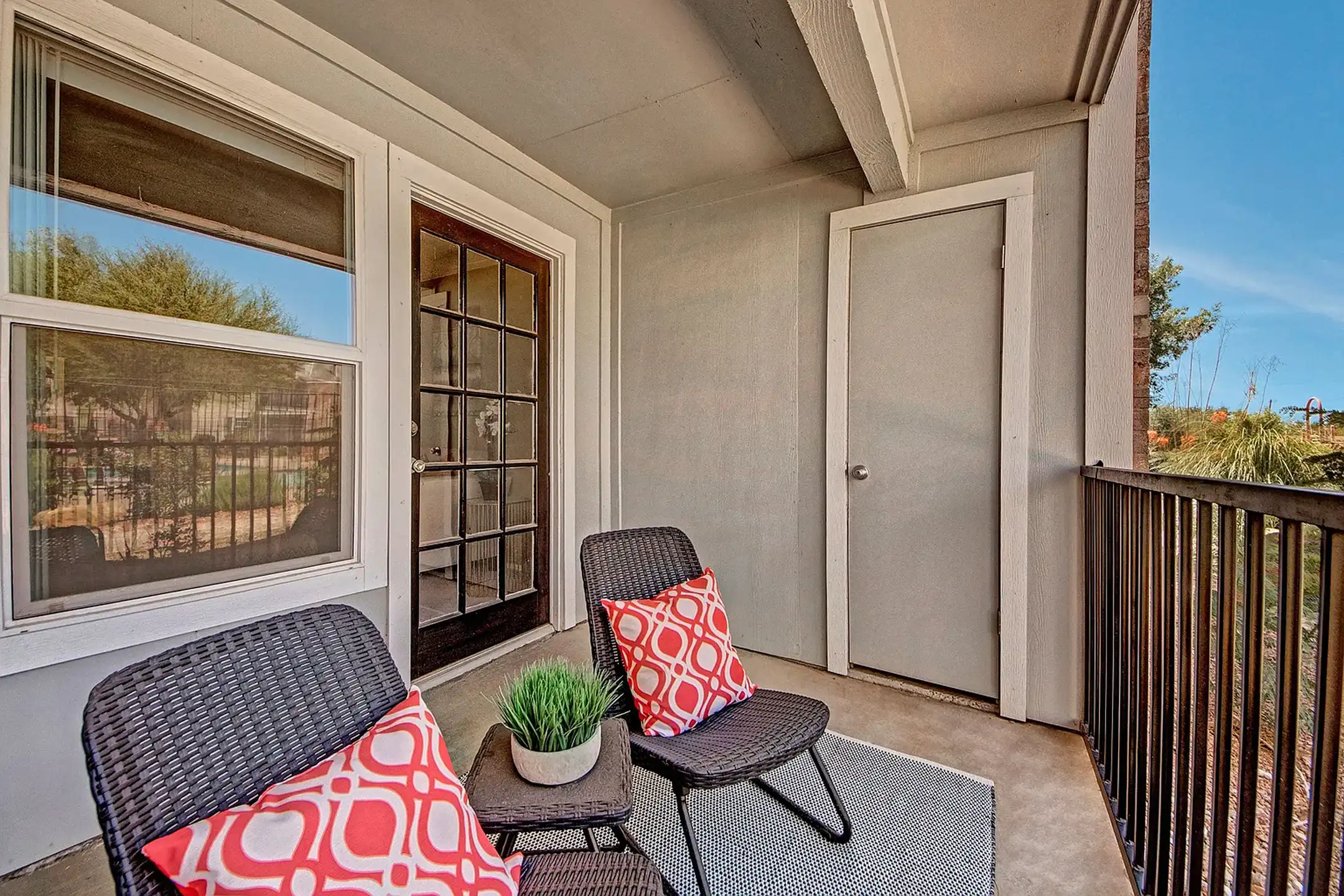 Cypress Pointe - Midland, TX 79703 | ApartmentGuide.com