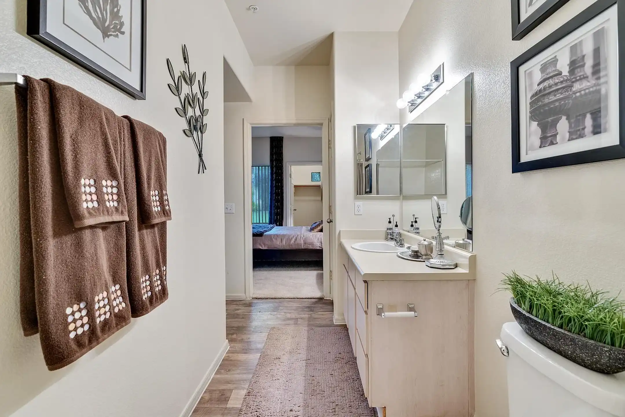 Desert Harbor - Peoria, AZ 85381 | ApartmentGuide.com