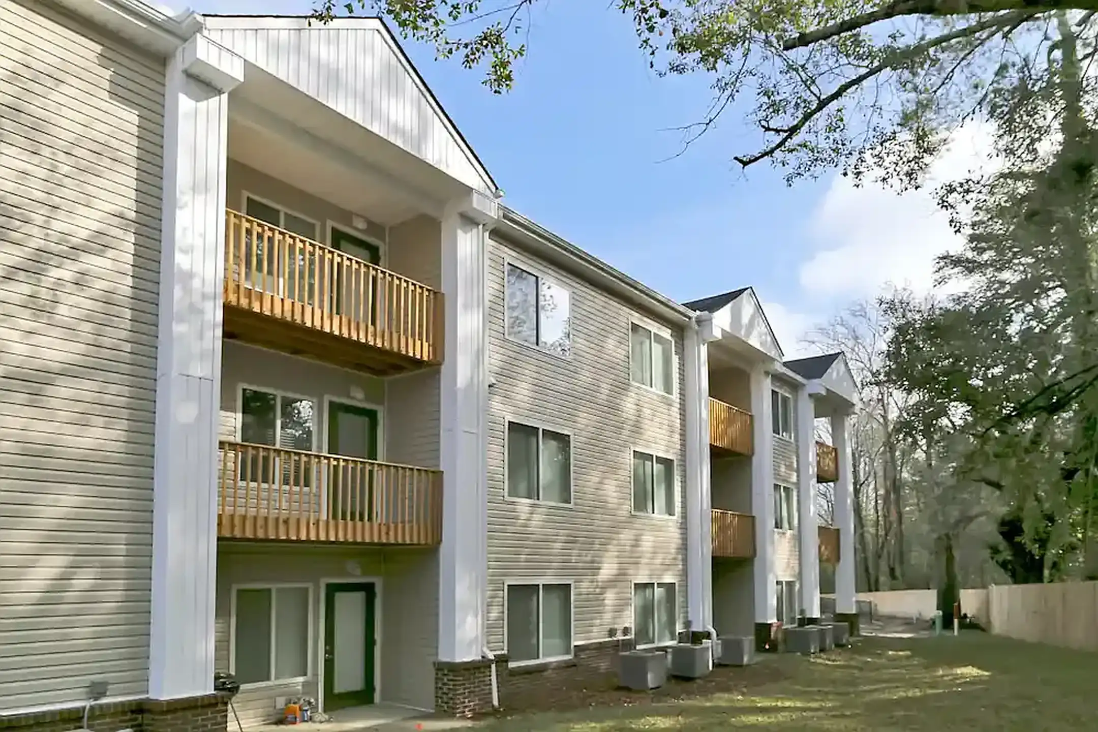 Summit Apartments - Orangeburg, SC 29115 | ApartmentGuide.com