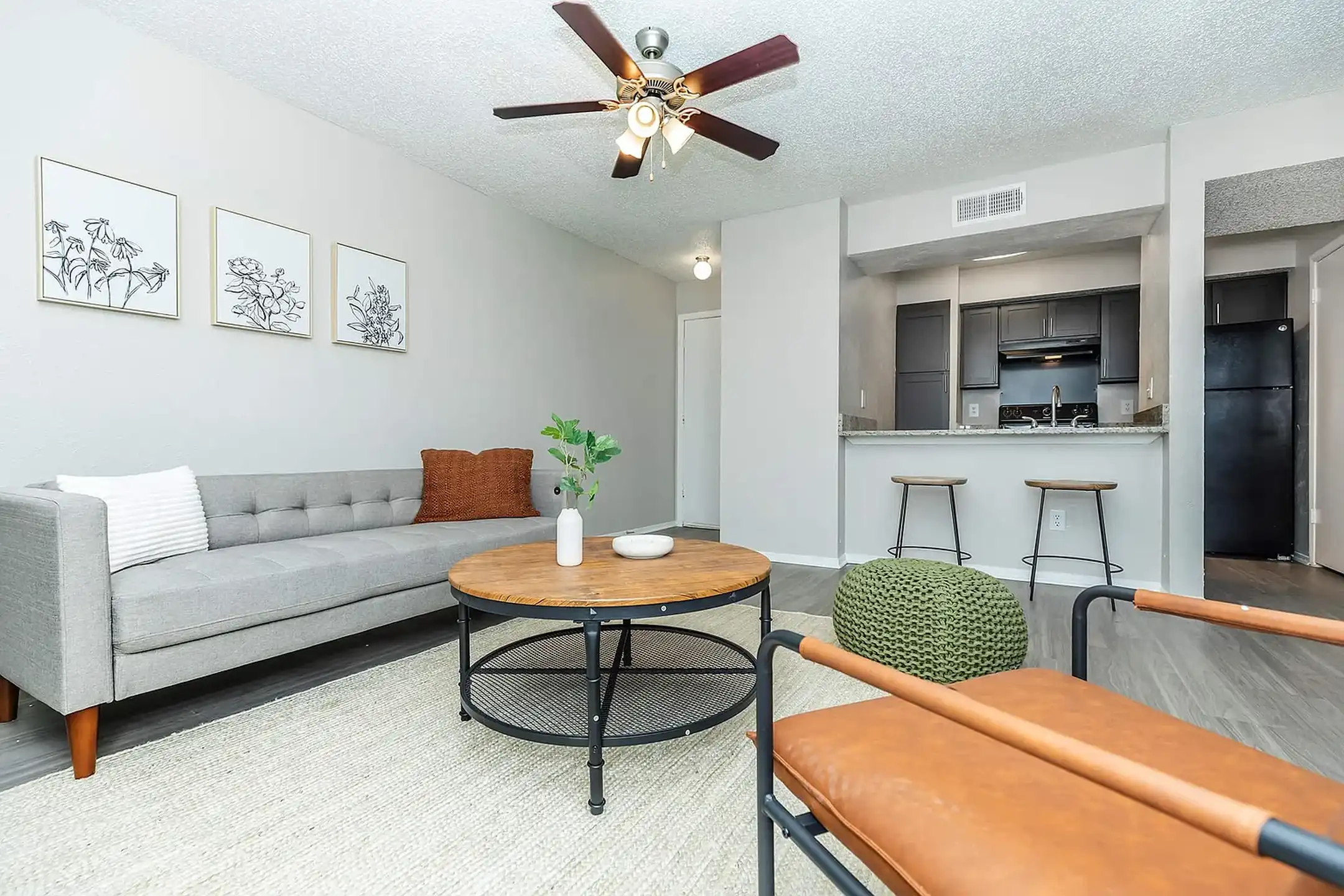 The Waverly Apartments - Dallas, TX 75220 | ApartmentGuide.com