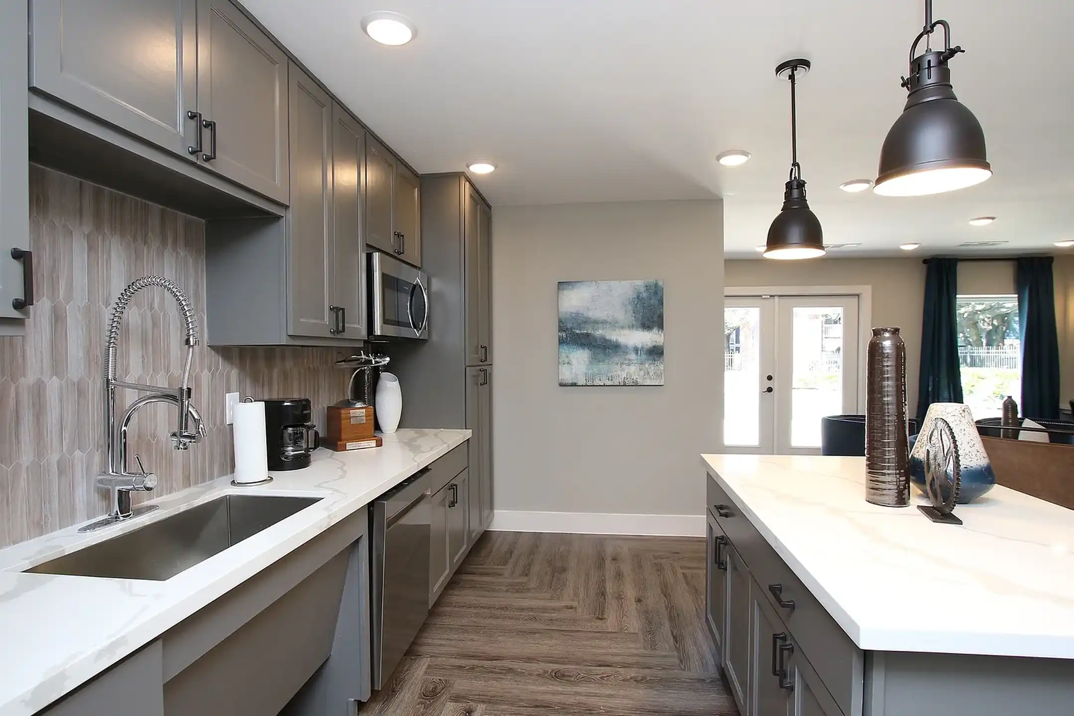 Barringer Square - Webster, TX 77598 | ApartmentGuide.com