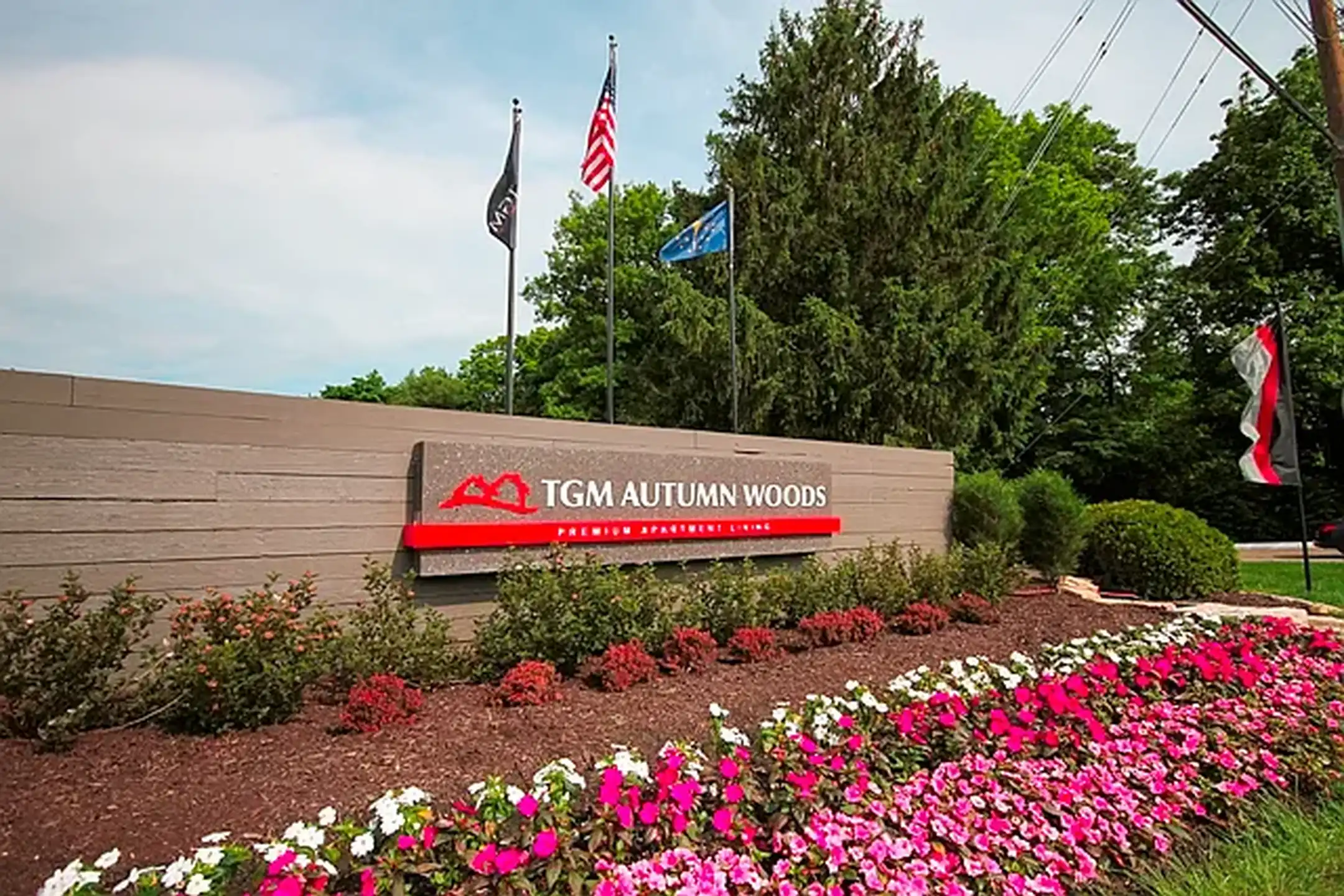 Tgm Autumn Woods Apartments
