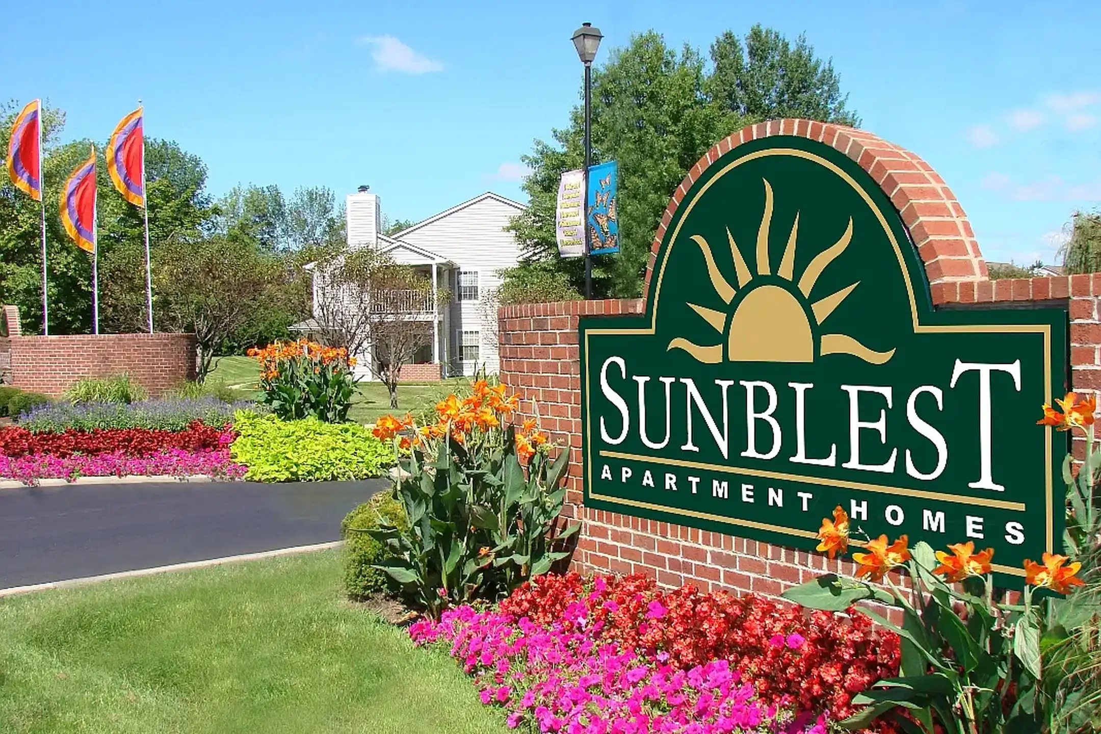 Sunblest Apartments - Fishers, IN 46038 | ApartmentGuide.com