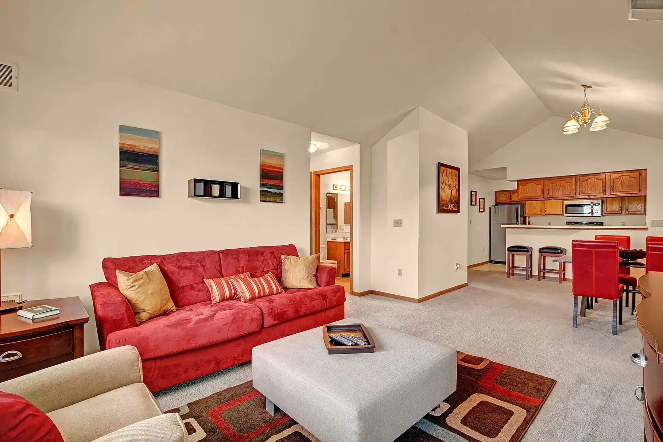 Arbor Ridge - Milwaukee, WI 53224 | ApartmentGuide.com