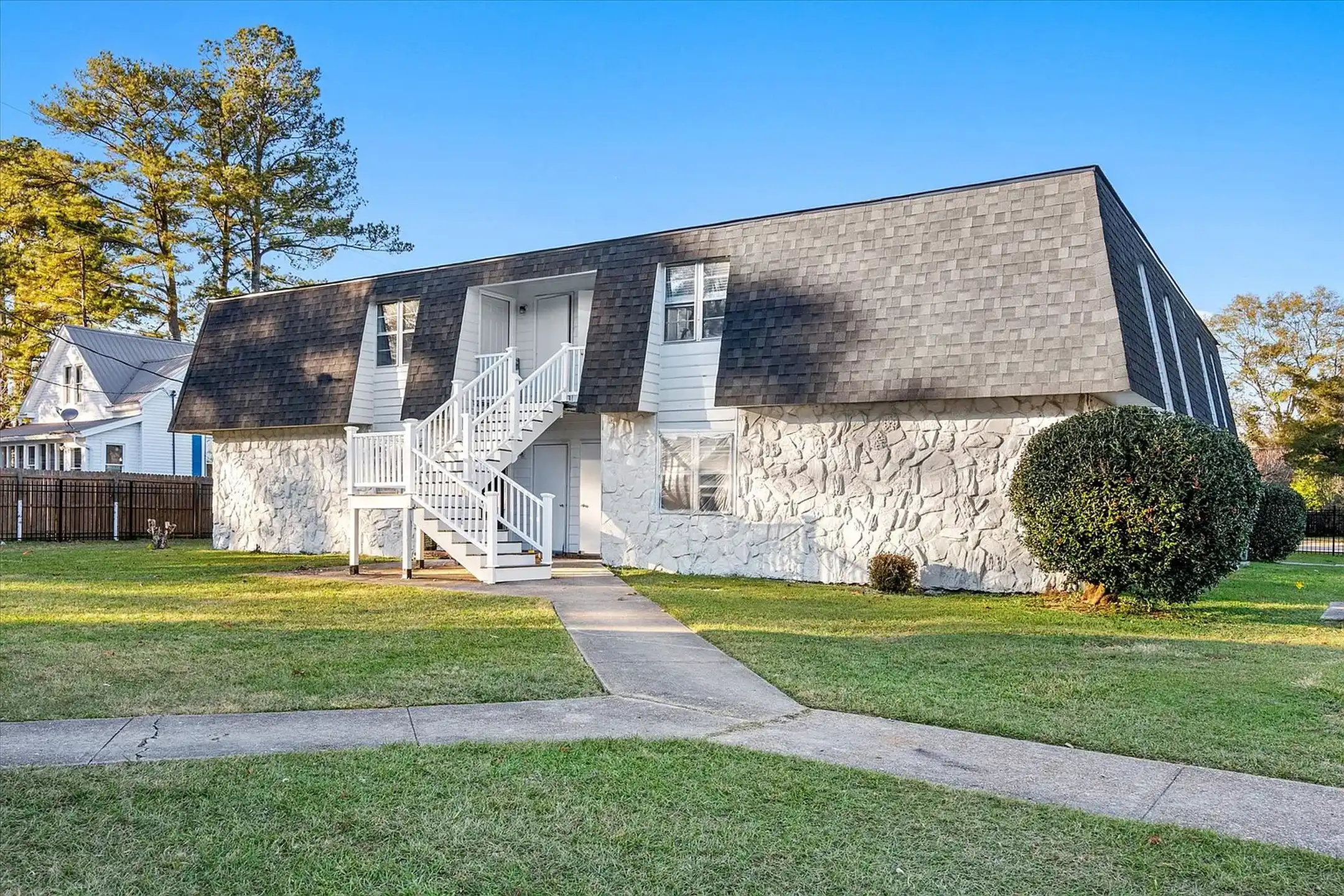 Main Street Villas - Lumberton, MS 39455 | ApartmentGuide.com