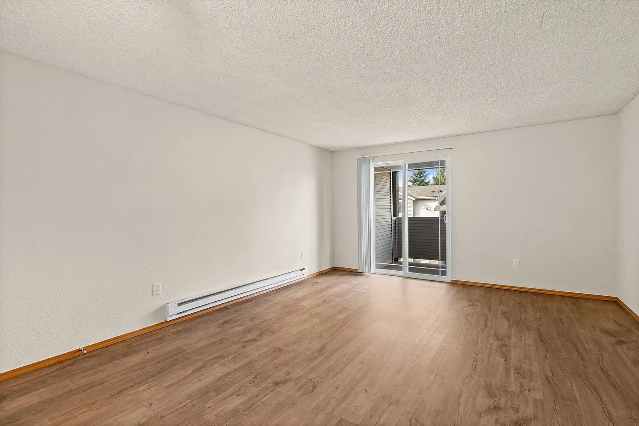 Terrace on Meridian - Puyallup, WA 98371 | ApartmentGuide.com