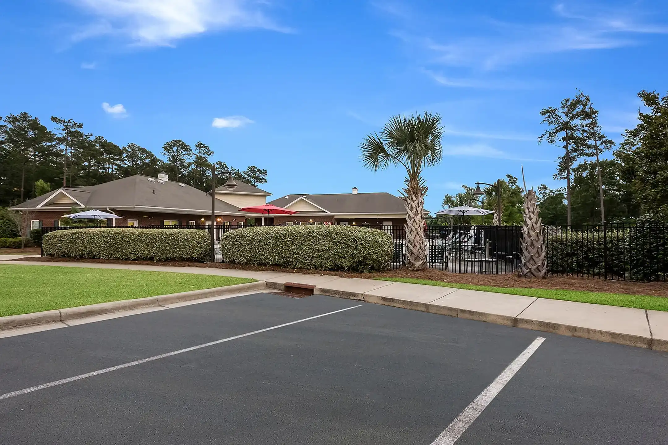 The Summit on 401 - Fayetteville, NC 28304 | ApartmentGuide.com