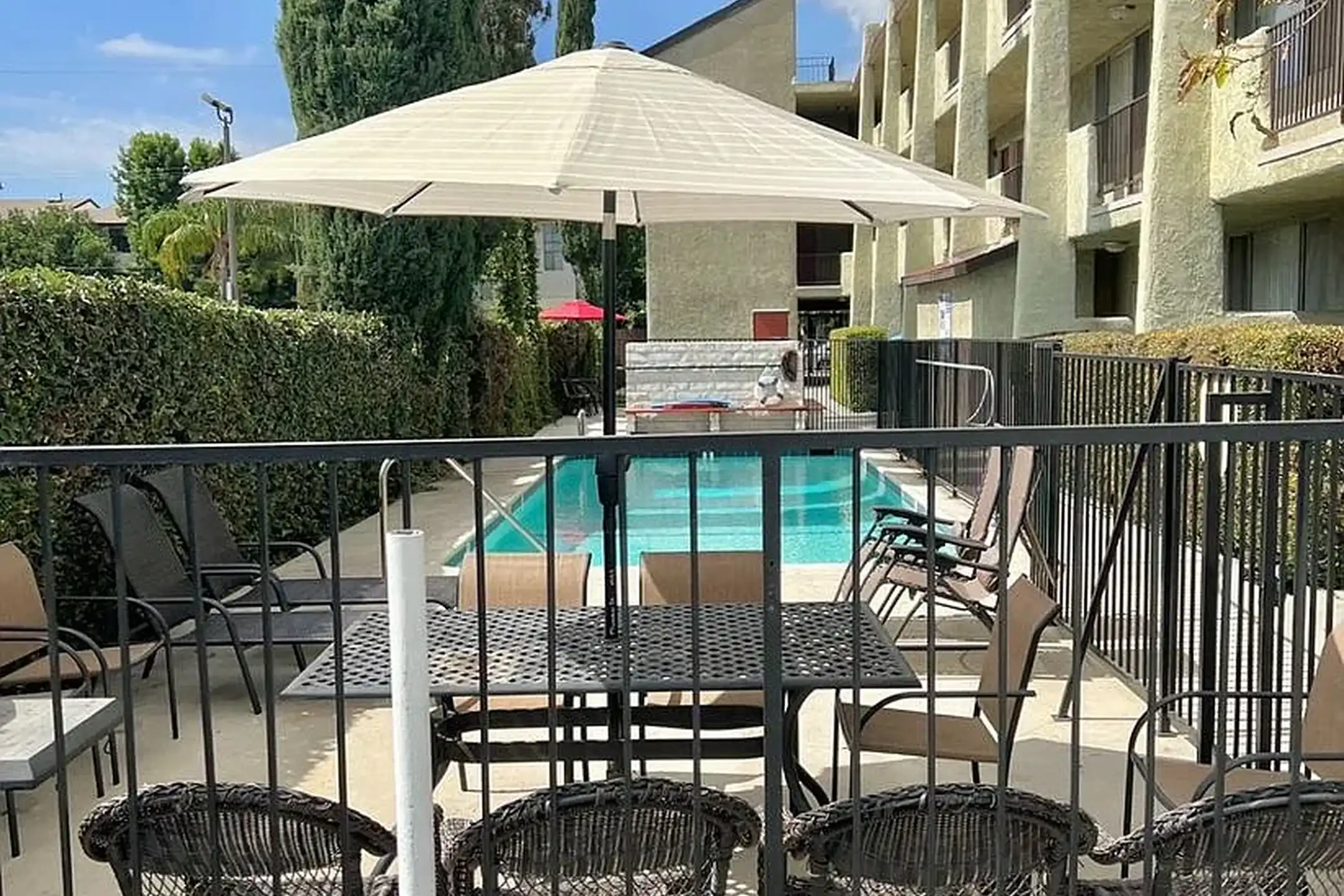 18410 Plummer St. - Northridge, CA 91325 | ApartmentGuide.com