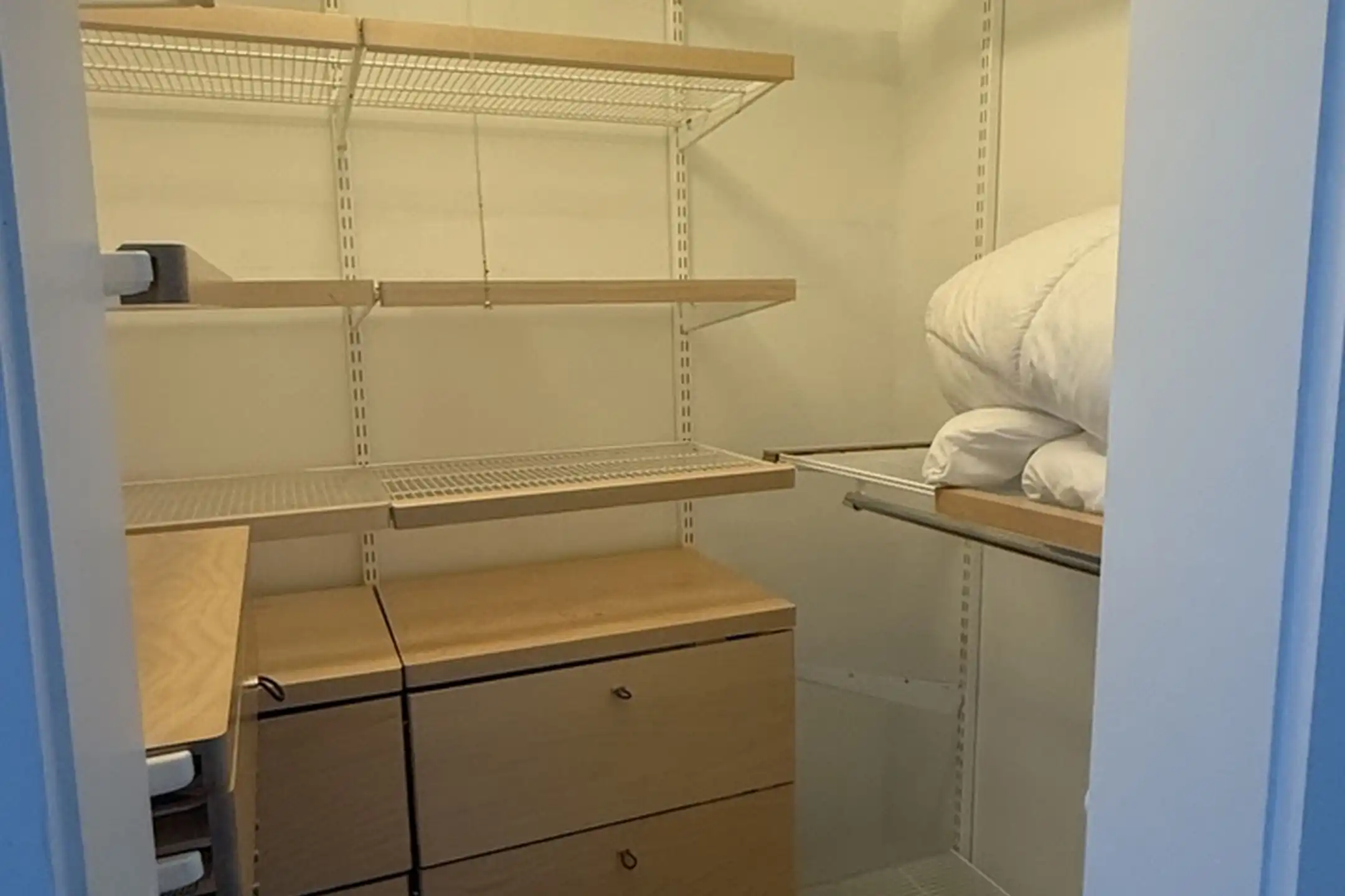 9115 SW 16th St - Miami, FL 33165 | ApartmentGuide.com