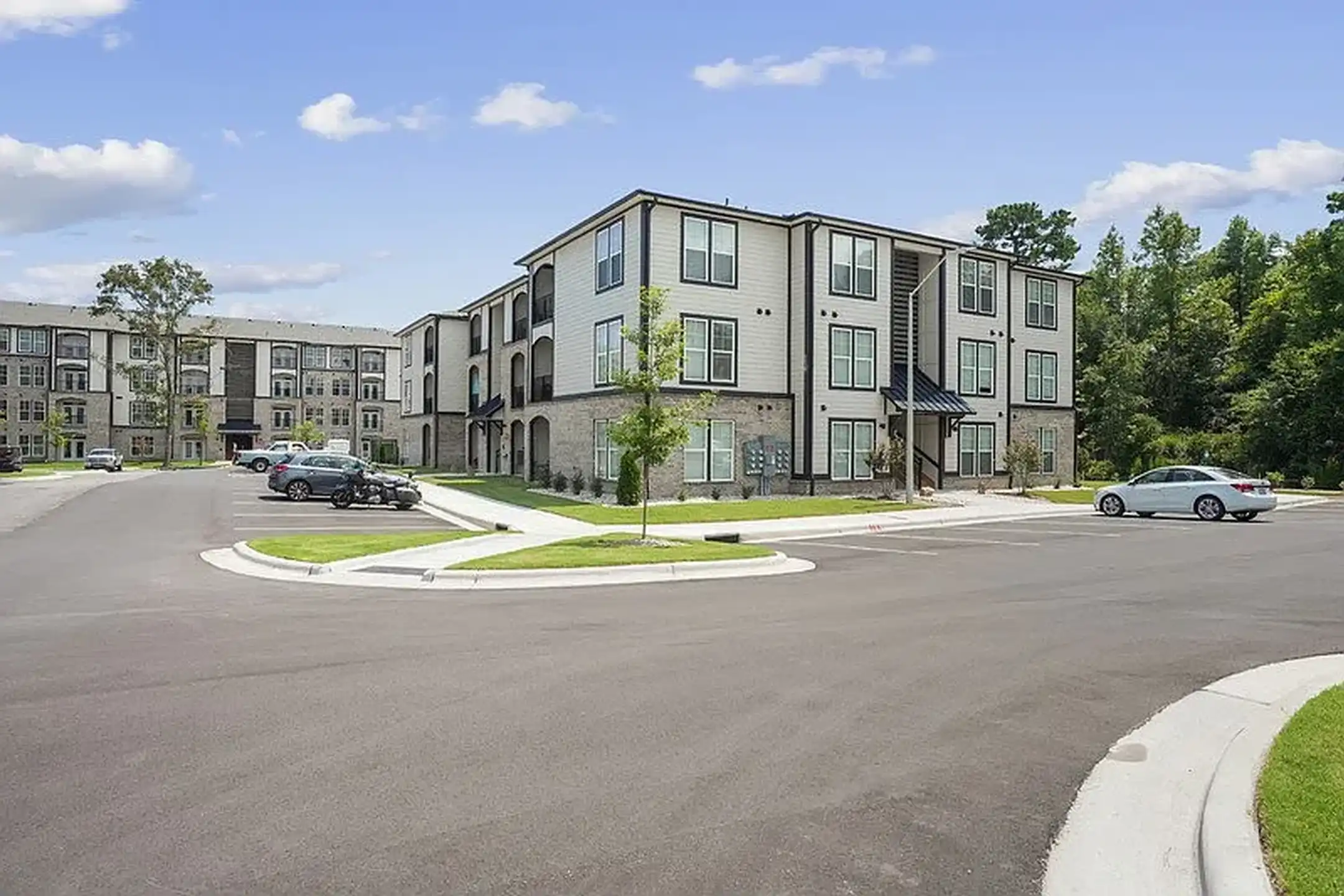 Comet Sneads Ferry - Sneads Ferry, NC 28460 | ApartmentGuide.com