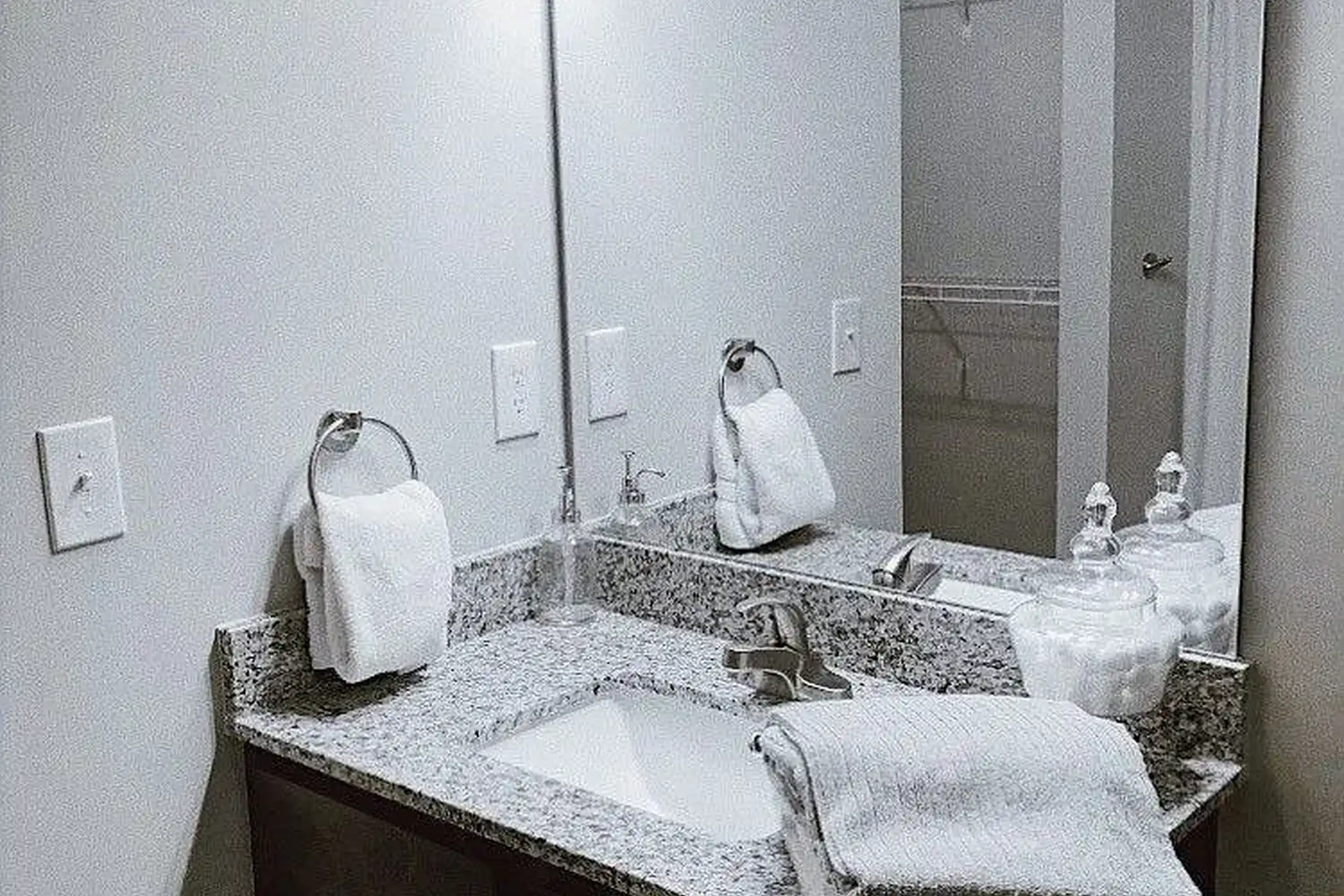 Pure St Peters - Saint Peters, MO 63376 | ApartmentGuide.com