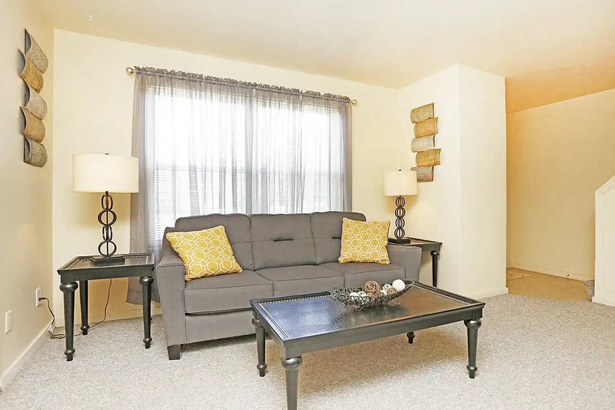 Golfview Village - Rantoul, IL 61866 | ApartmentGuide.com