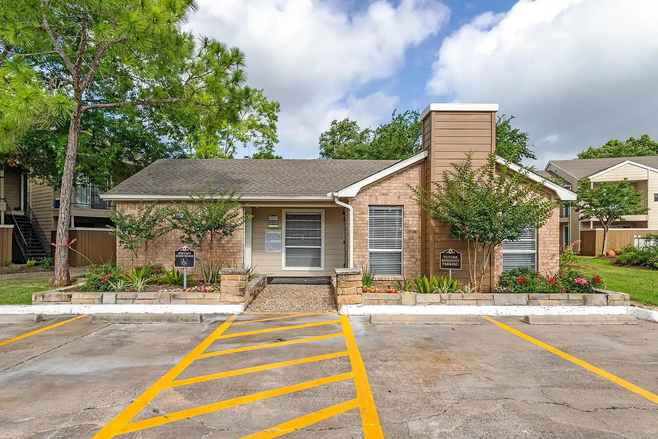 Riverstone - Bryan, TX 77802 | ApartmentGuide.com