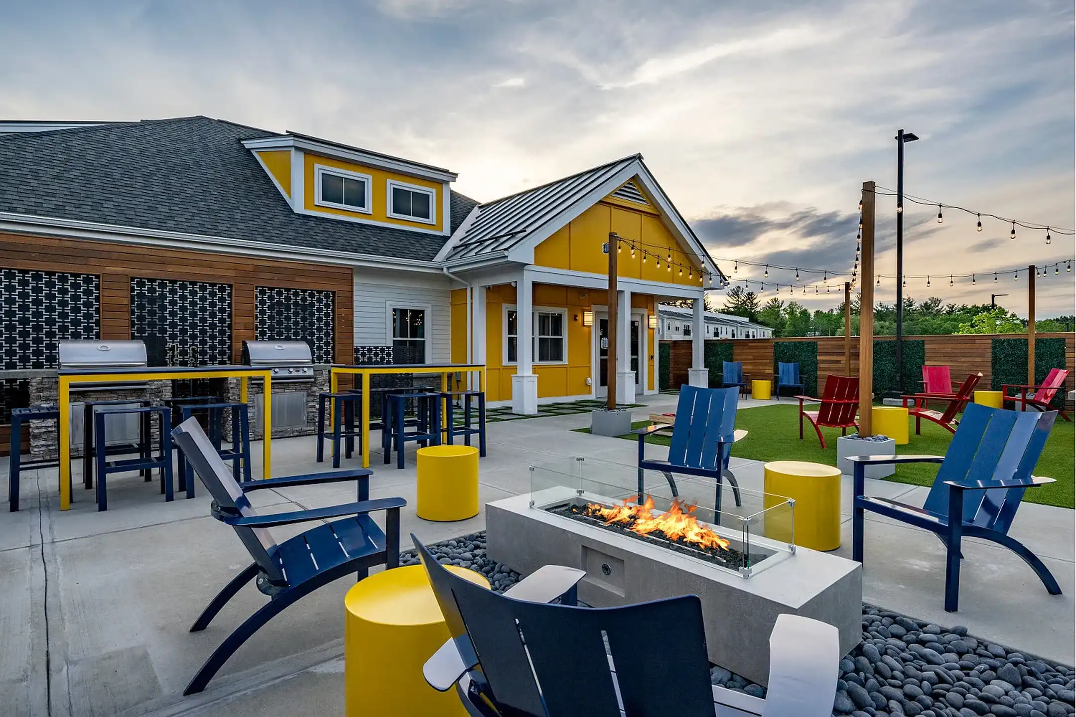 Halstead Merrimack - Merrimack, NH 03054 | ApartmentGuide.com