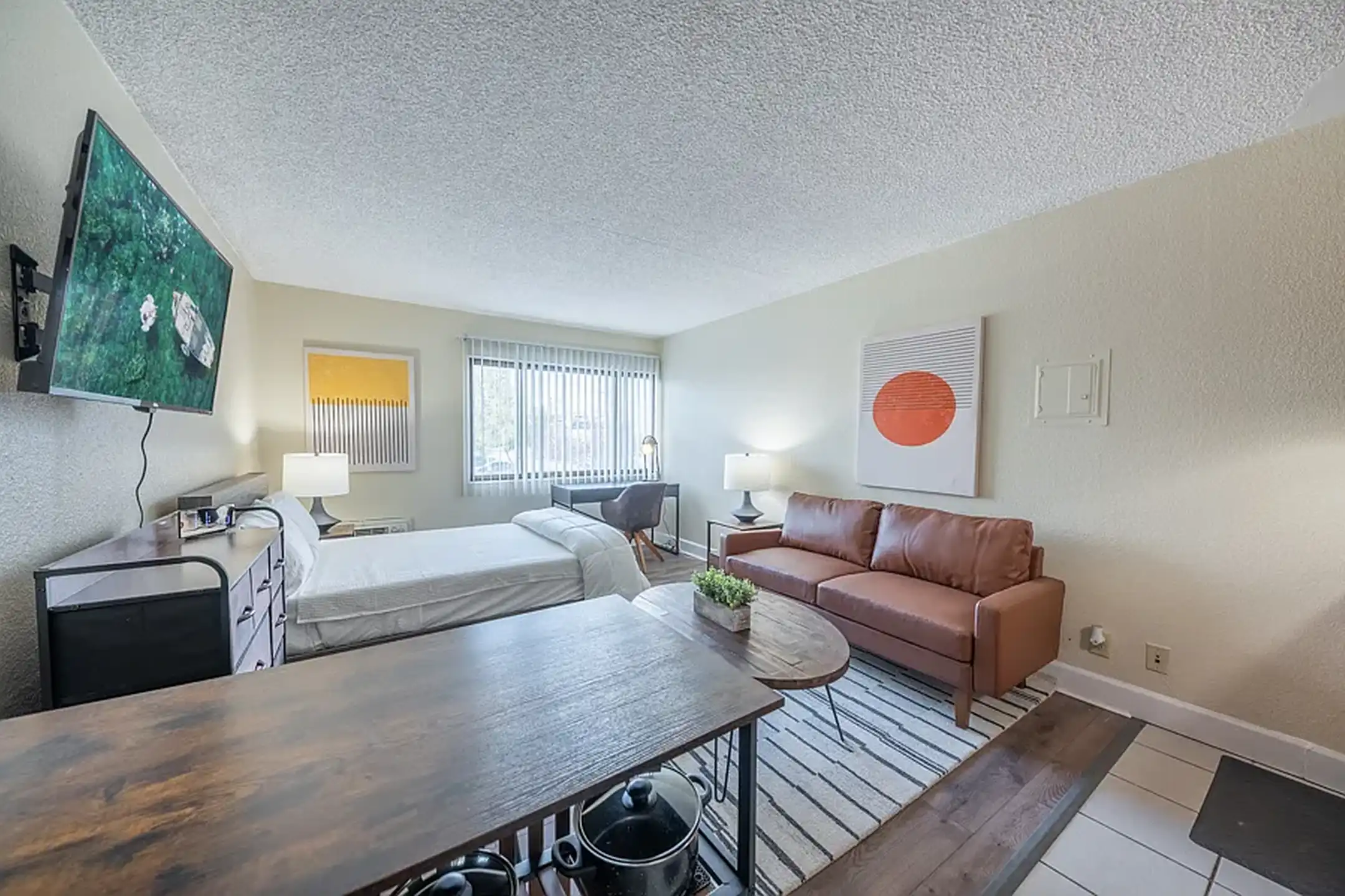 Reno Regency Apartments - Reno, NV 89501 | ApartmentGuide.com