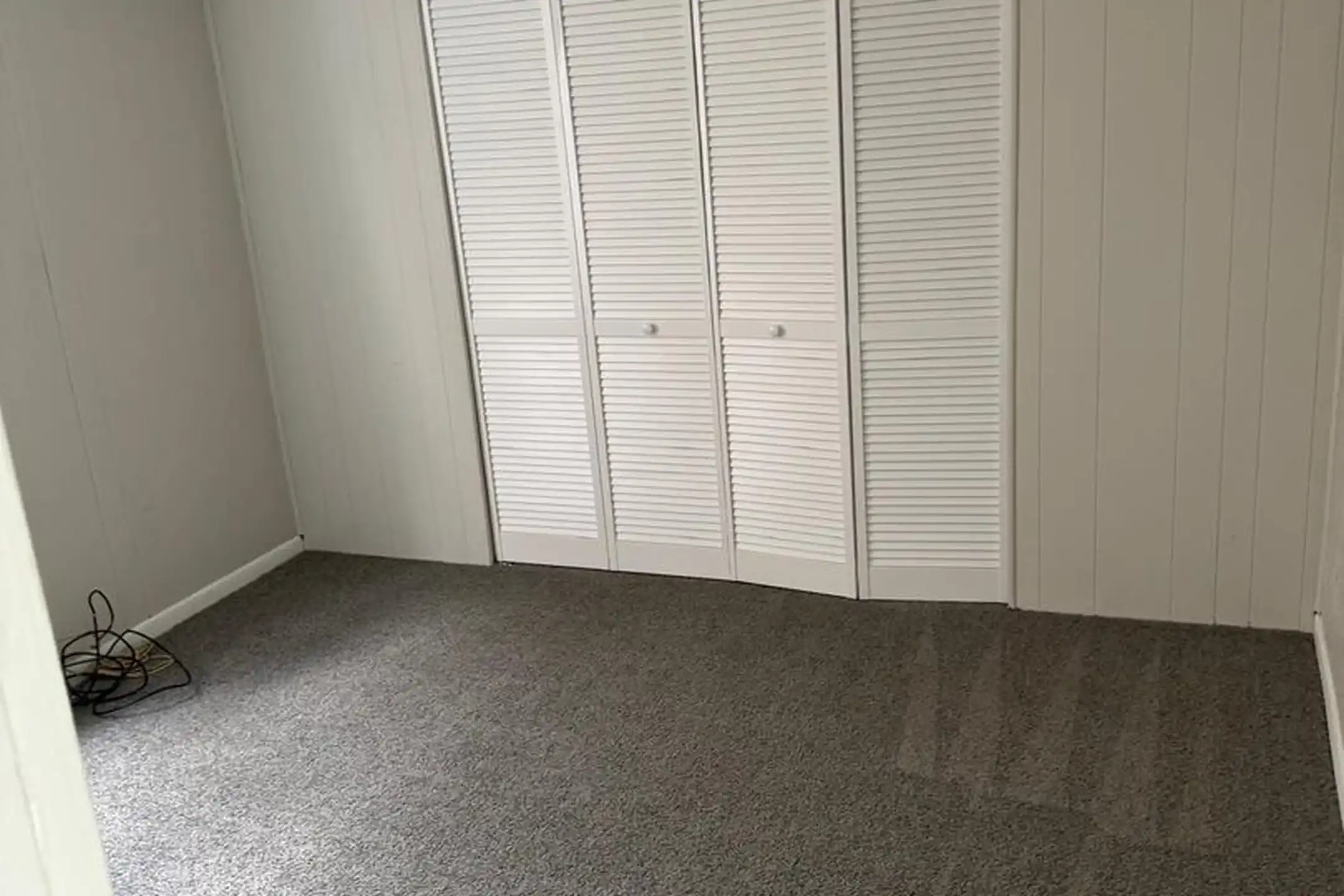 2050 Monongahela Ave unit Unit 1 - Pittsburgh, PA 15218 | ApartmentGuide.com