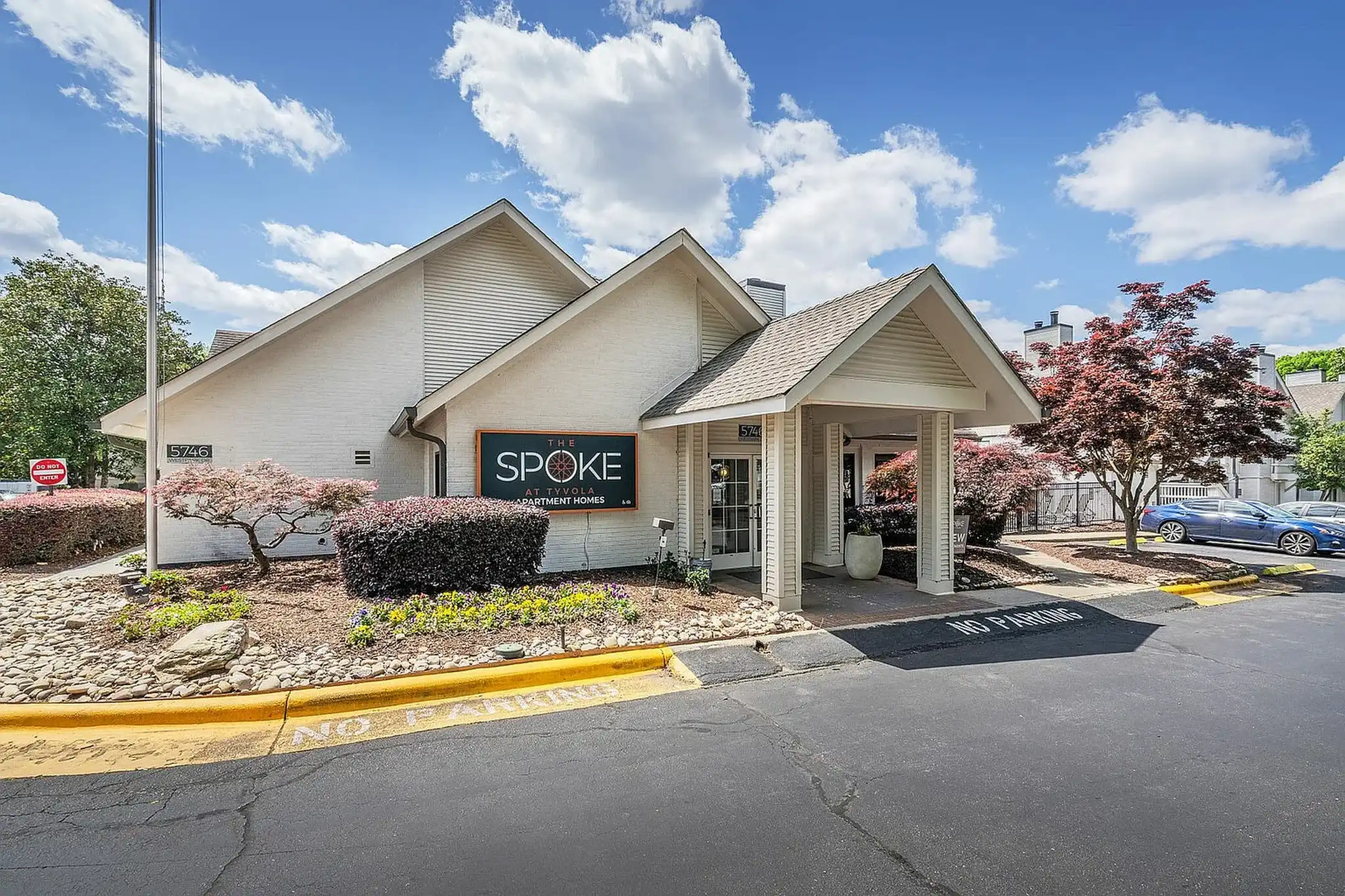 The Spoke at Tyvola Station - Charlotte, NC 28217 | ApartmentGuide.com