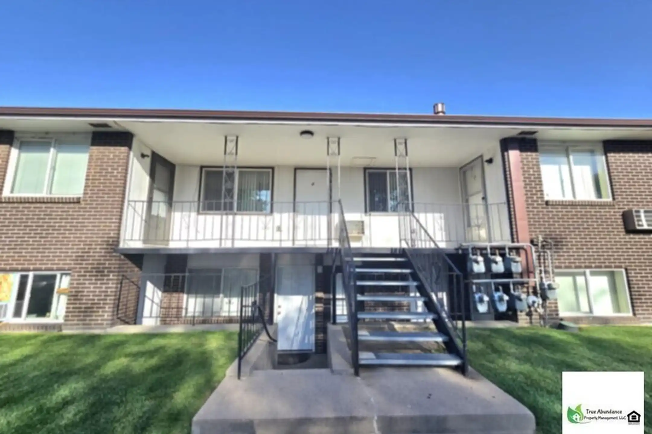 2953 State Farm Rd unit 2 - Evans, CO 80620 | ApartmentGuide.com