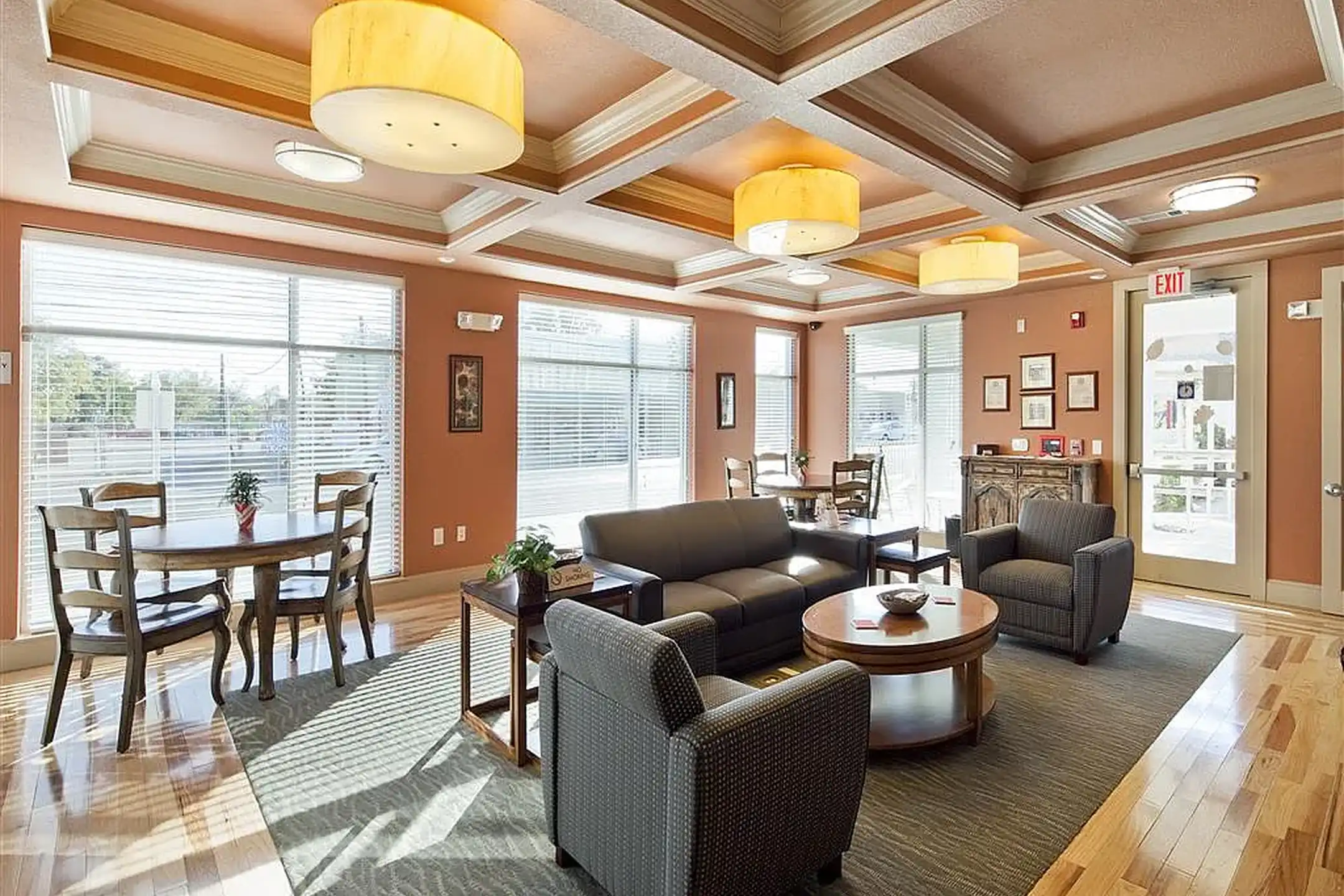 Race Street Lofts - Fort Worth, TX 76111 | ApartmentGuide.com