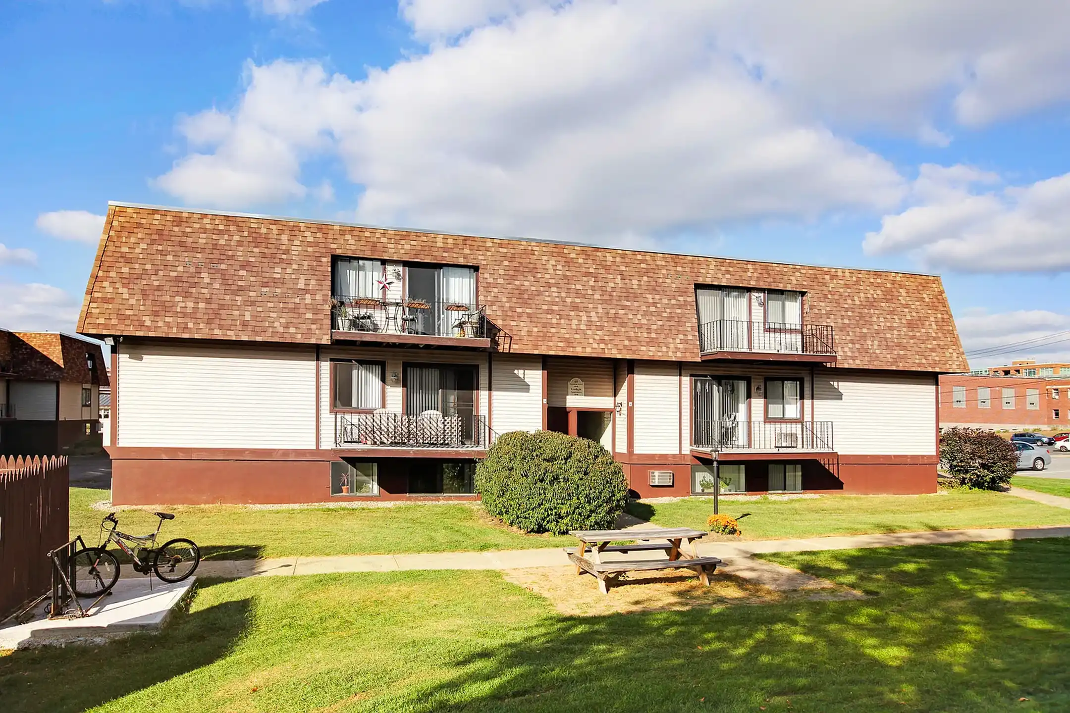 Gaslight Apartments - Saratoga Springs, NY 12866 | ApartmentGuide.com