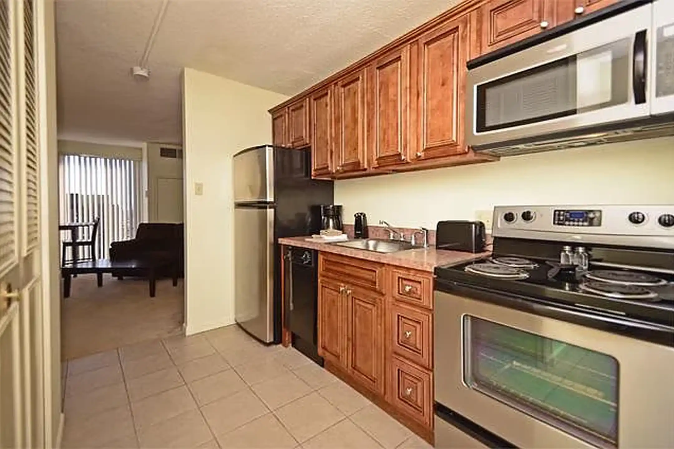 The Gentry S Landing Saint Louis Mo 63102 Apartmentguide