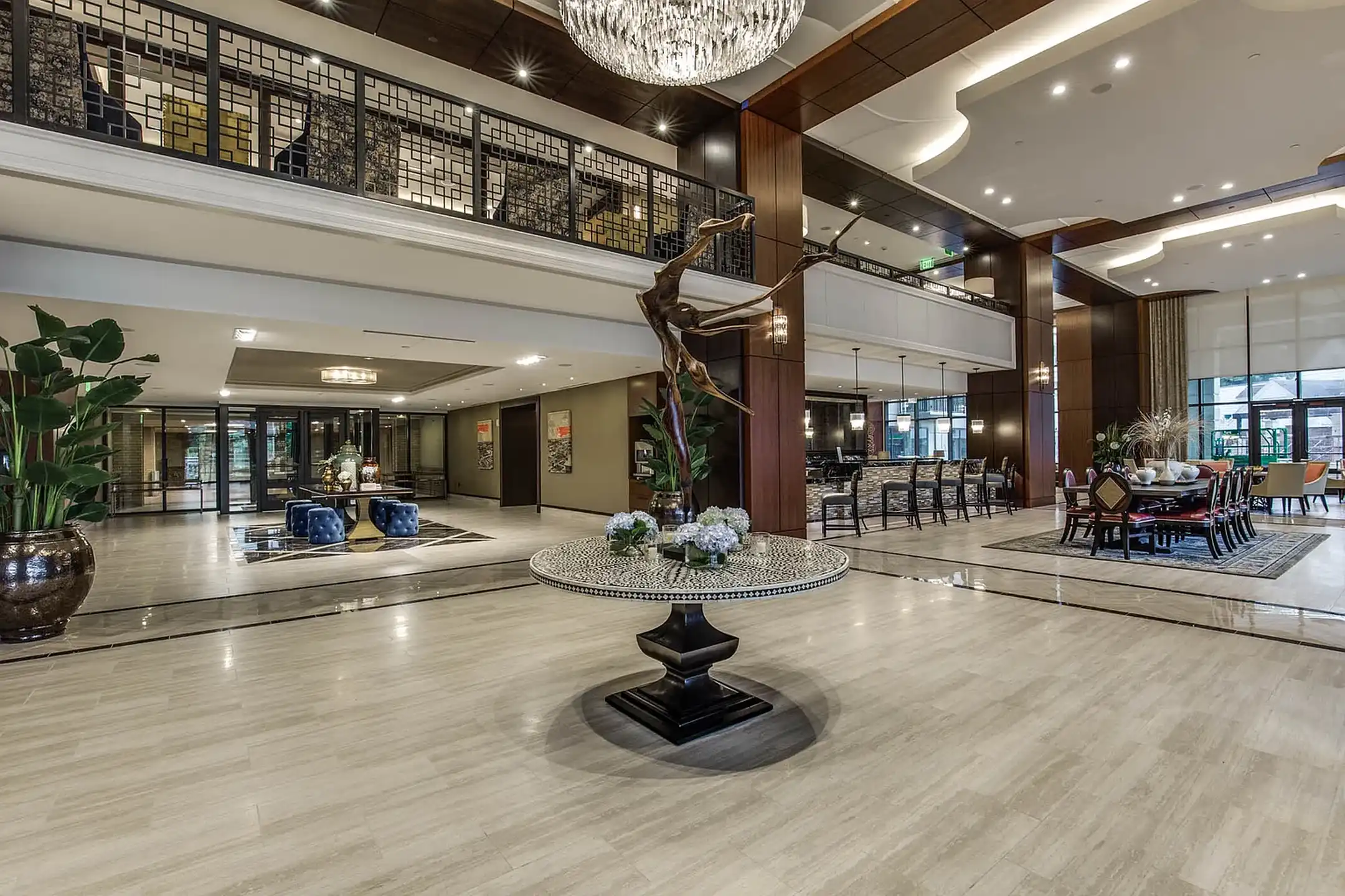 The Carter - Houston, TX 77006 | ApartmentGuide.com