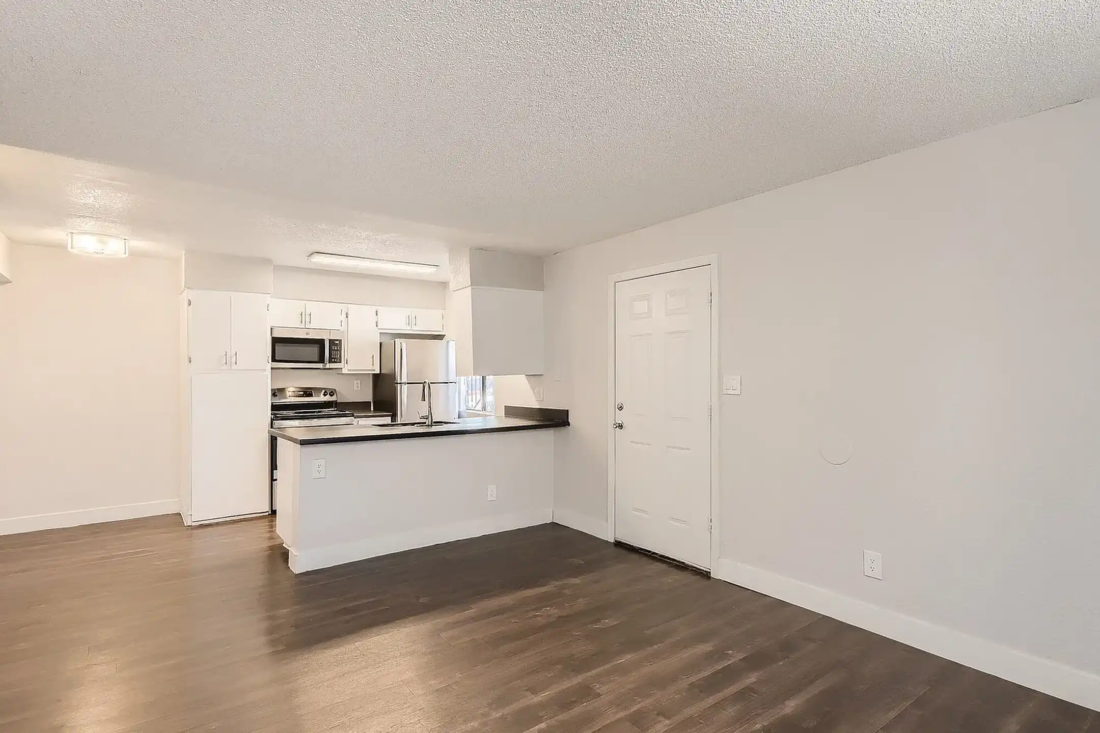Ava Park - Phoenix, AZ 85017 | ApartmentGuide.com