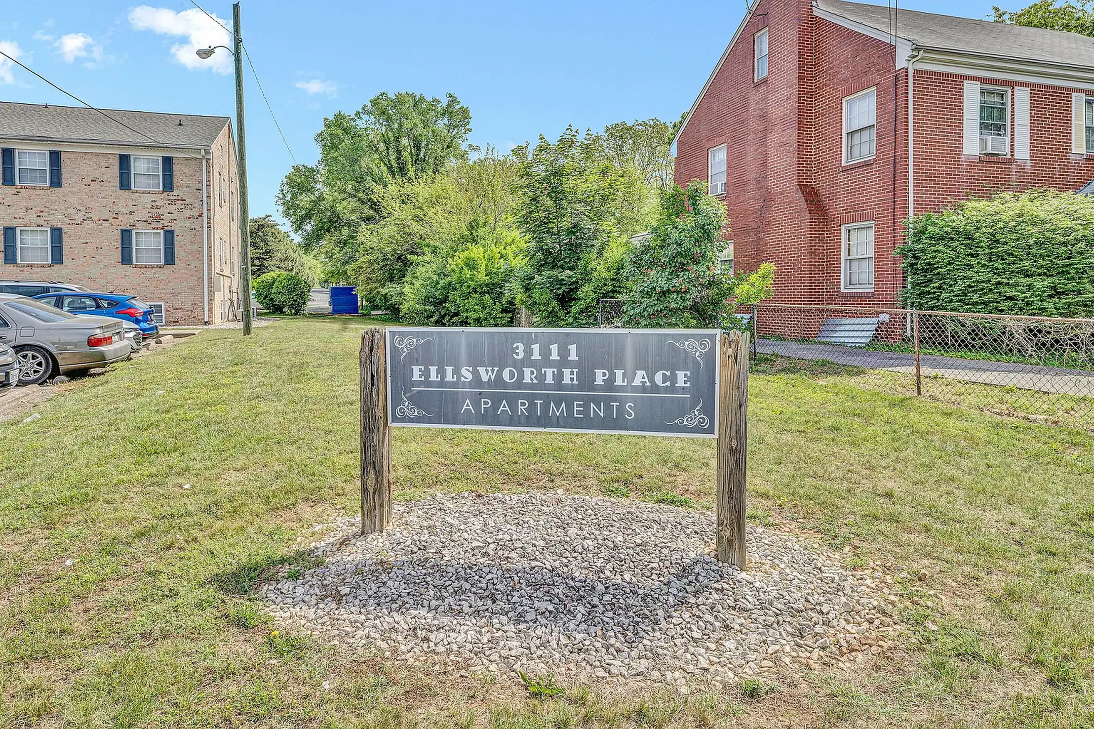 Ellsworth Place - Roanoke, VA 24012 | ApartmentGuide.com