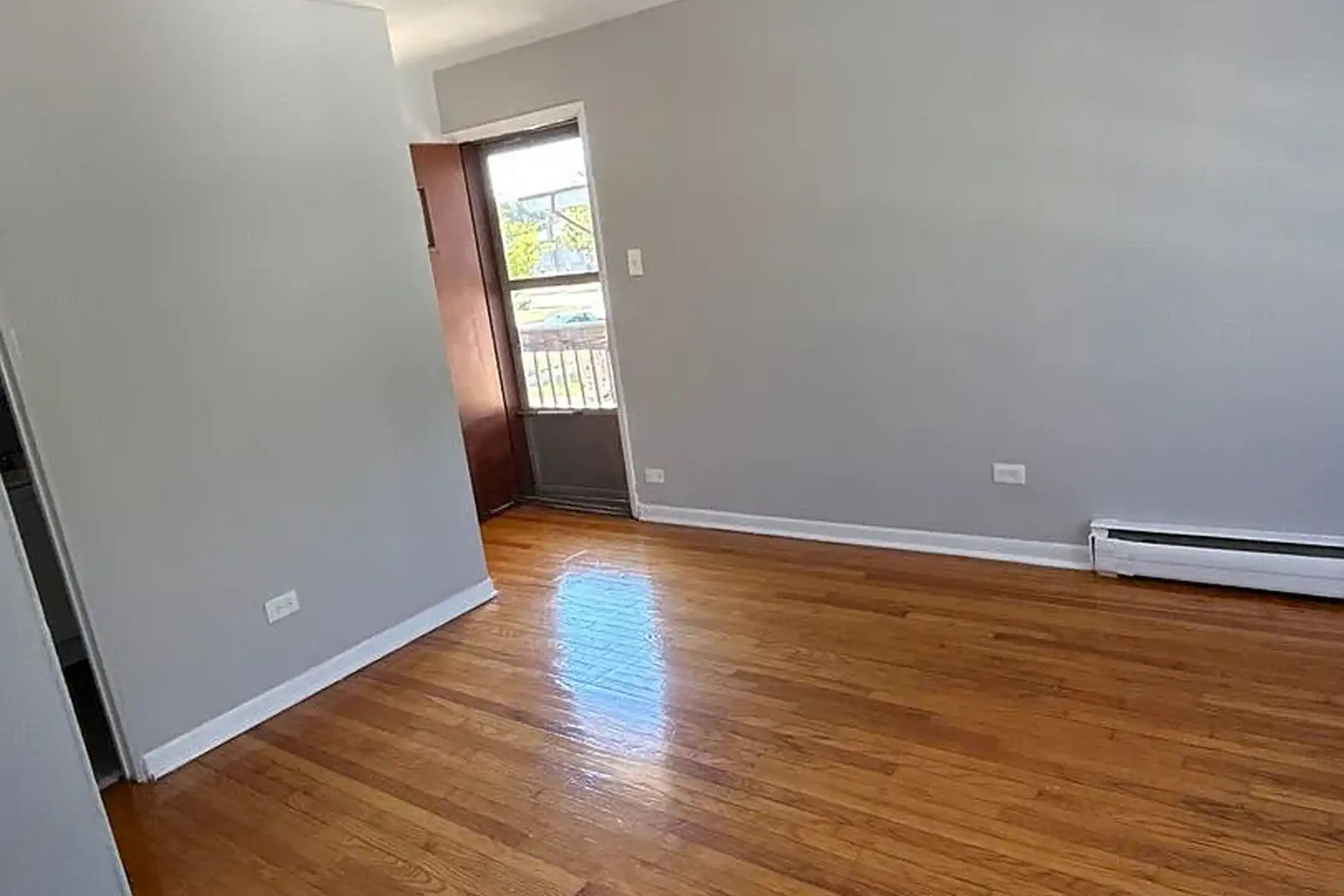 Astoria Commons Apartments - Midlothian, IL 60445 | ApartmentGuide.com